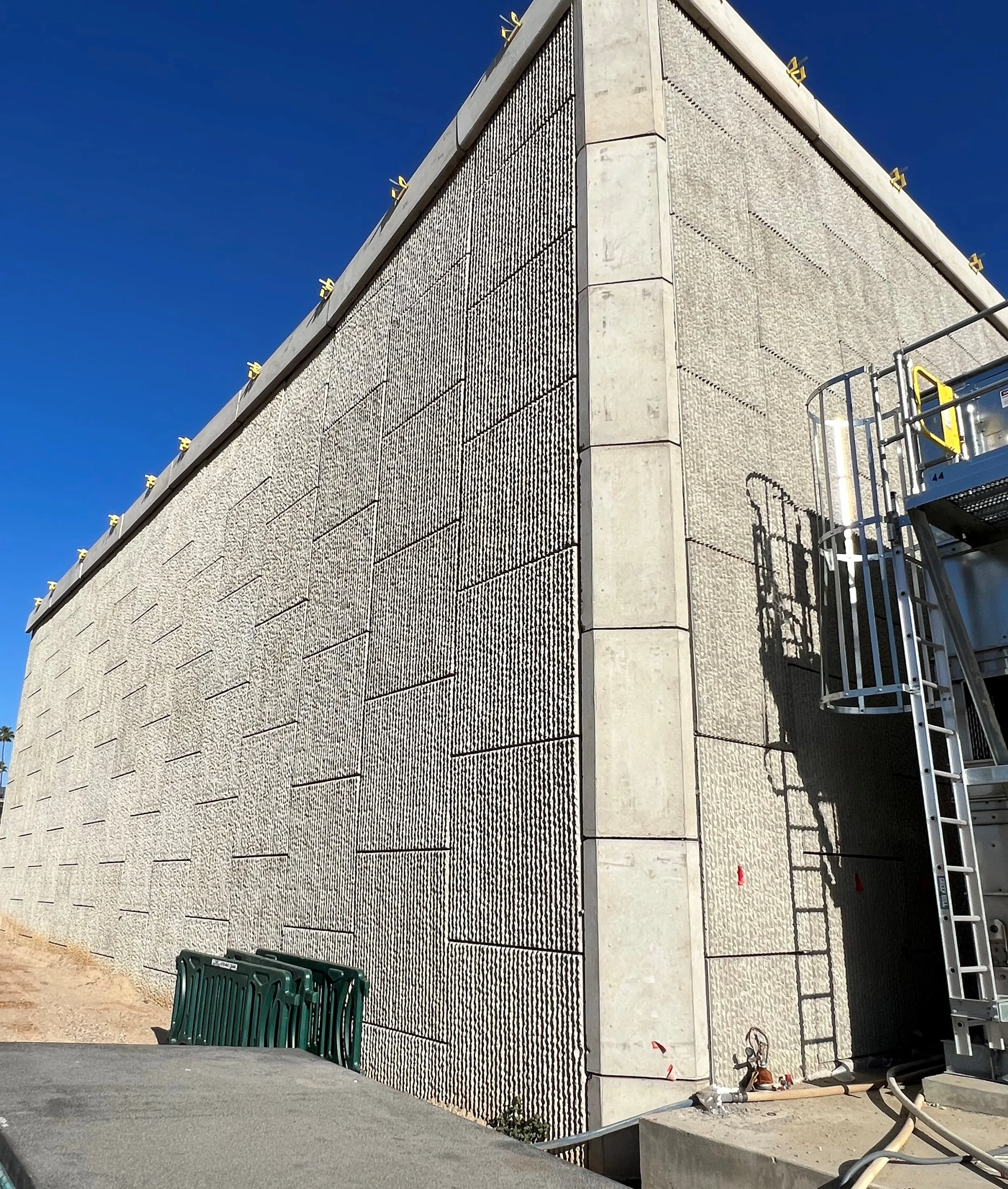 Retaining Walls — Geo Grid