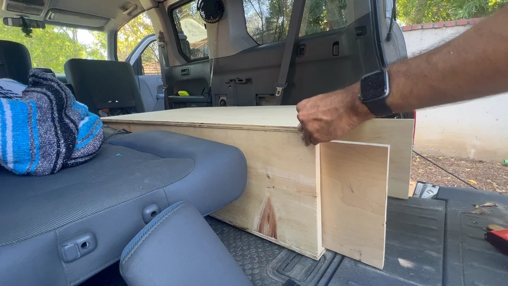 DIY Bed and Pull-Out Drawer System for Your Honda Element: A Step-by ...