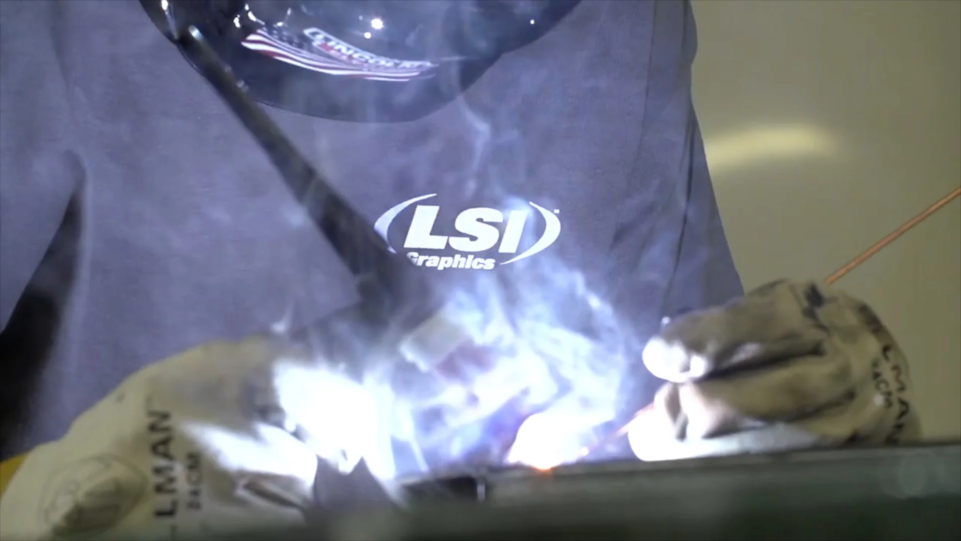 Professional Sign Production Memphis | LSI Graphics