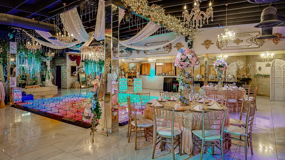 Ultimate Guide To Sunset Castle In Las Vegas Wedding And Event Venues