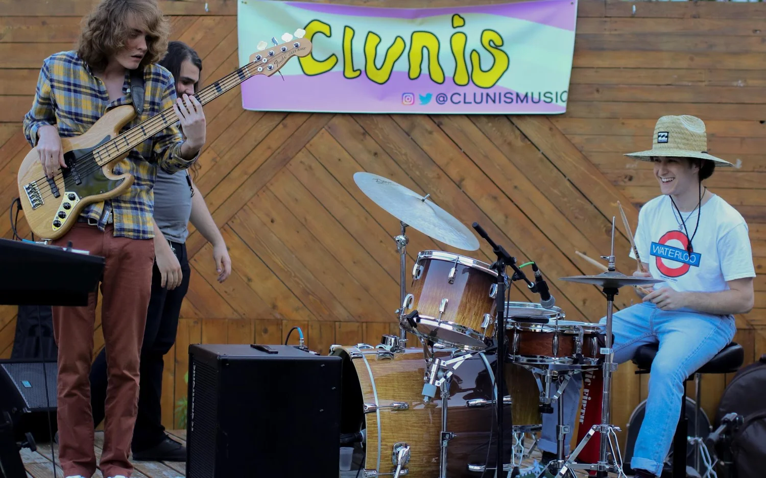 Interview: Clunis — afterglow