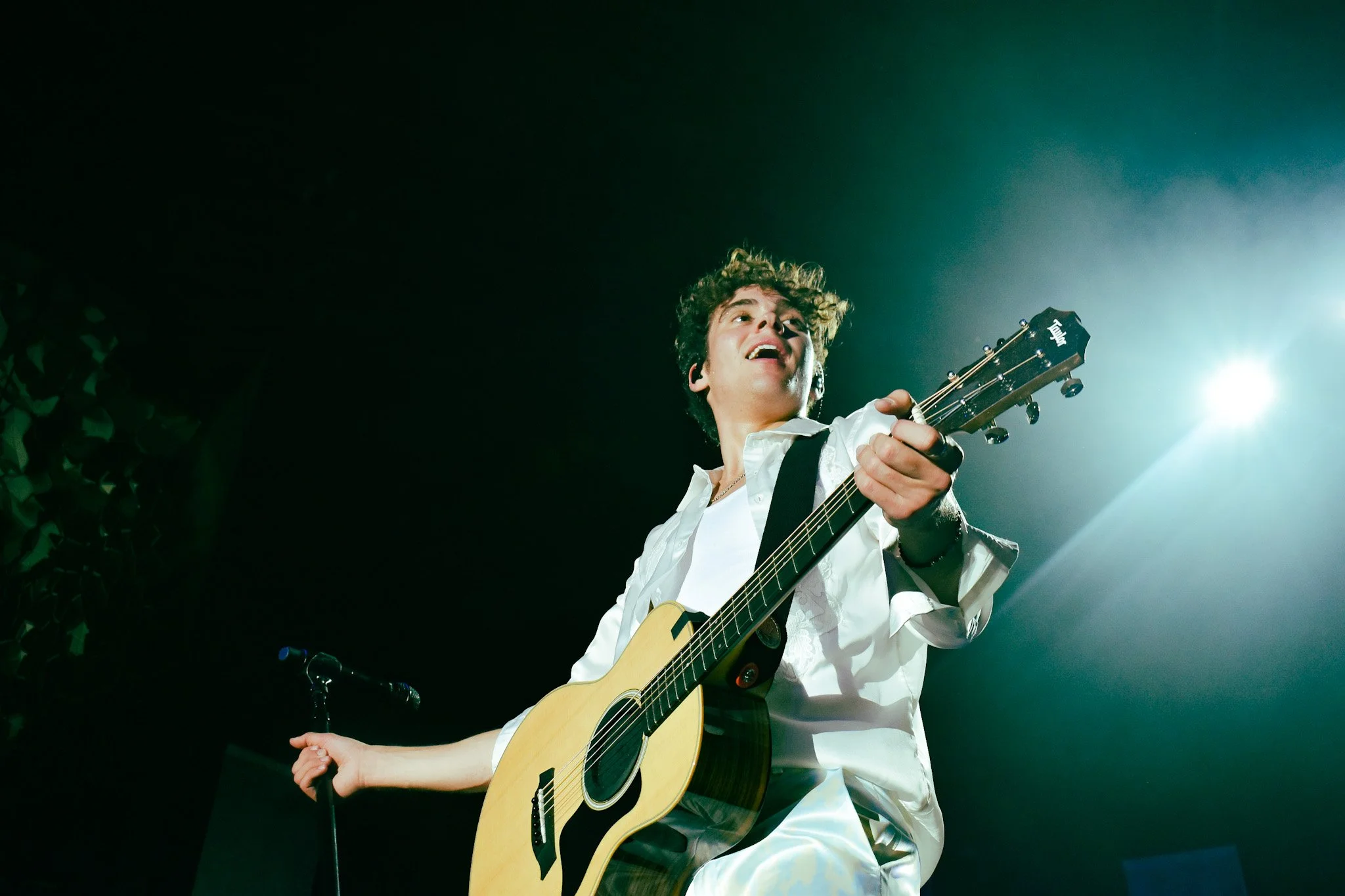 Concert Recap: Joshua Bassett at Emo’s — afterglow