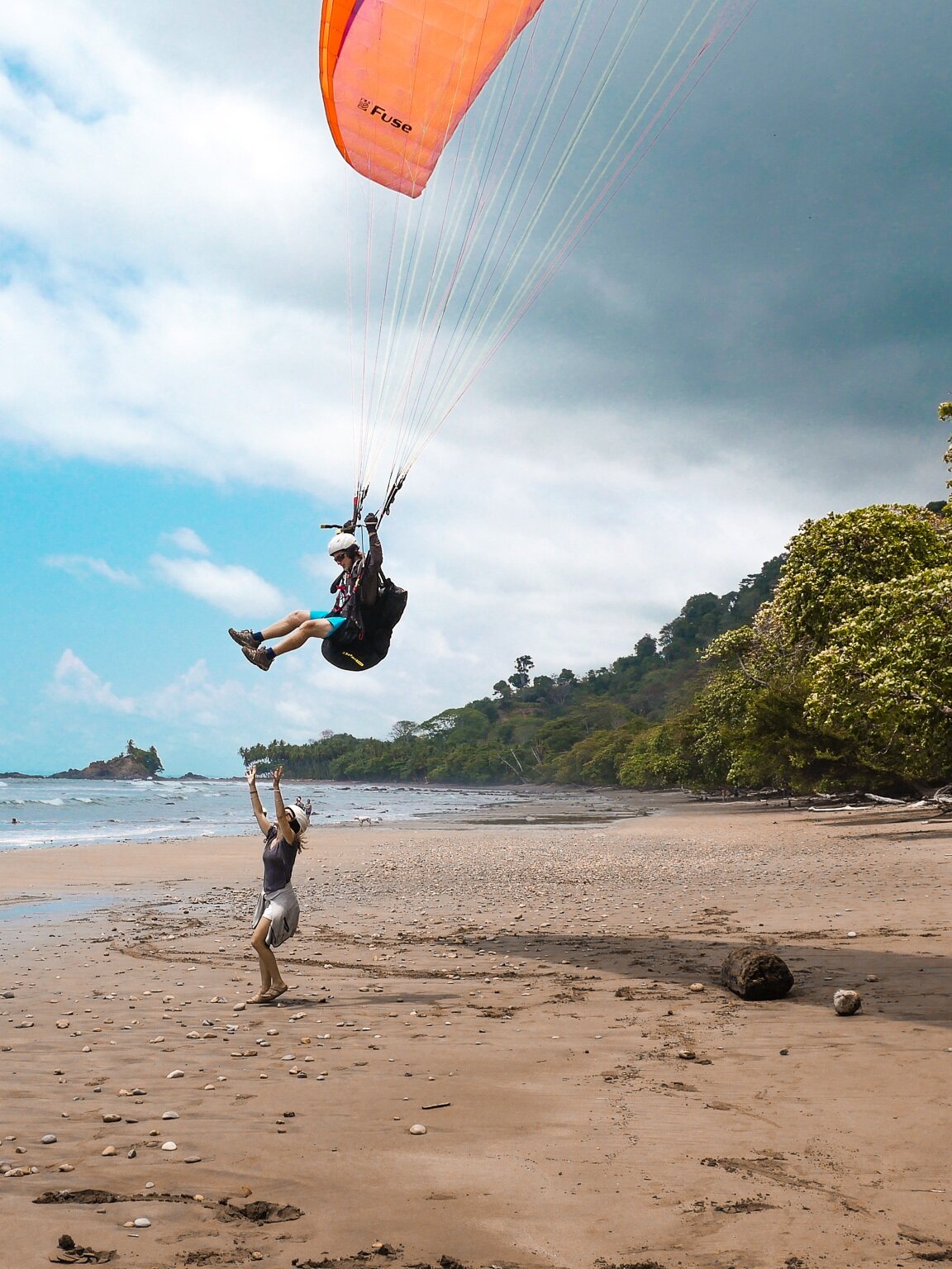 Tandem Paragliding Tours, and Paragliding Courses in Dominical Costa ...