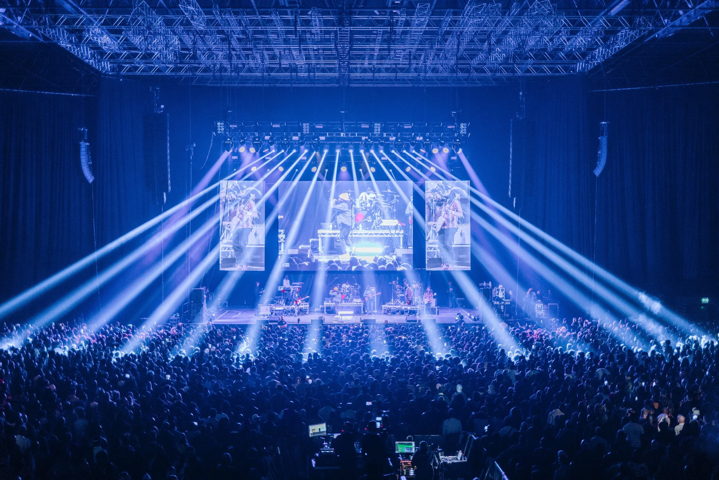 One Minute Brief of the Day: Create billboard-style posters to bring to ...