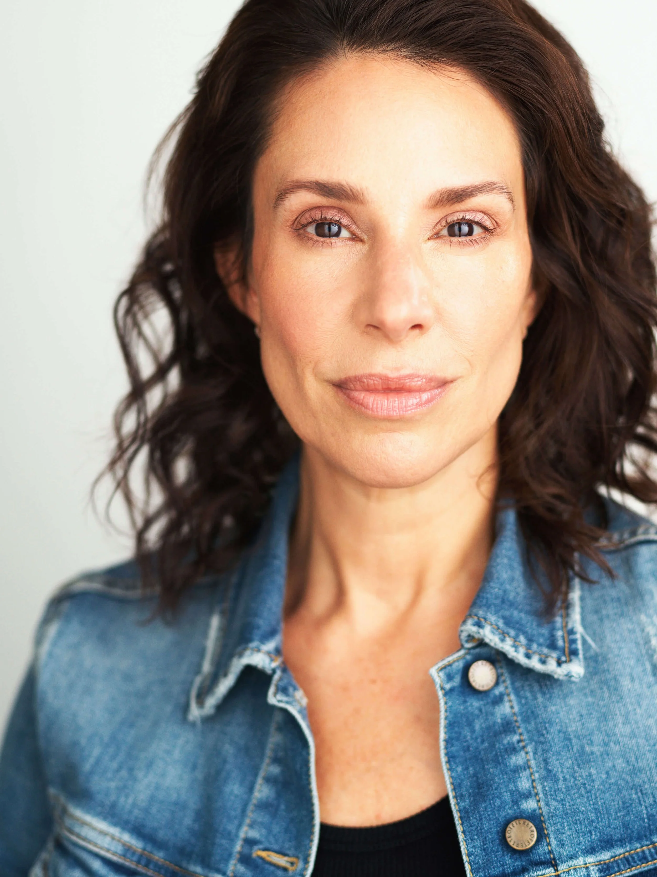 Official Headshots | Gallery — Jolie Curtsinger