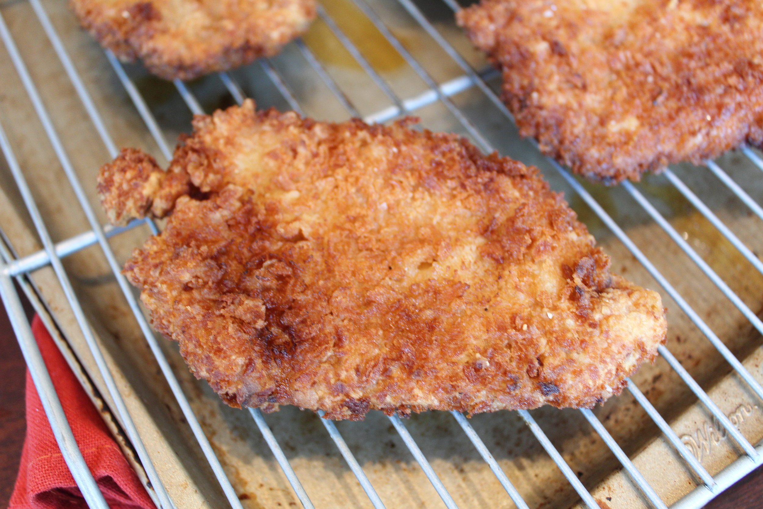 Crispy Pork Chops — COOKING WITH THE PAN