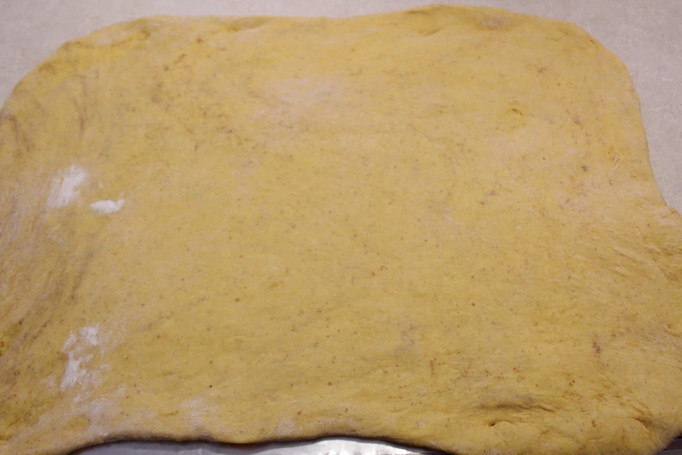 Pumpkin Spice Rolls with Pumpkin Spice Glaze — COOKING WITH THE PAN