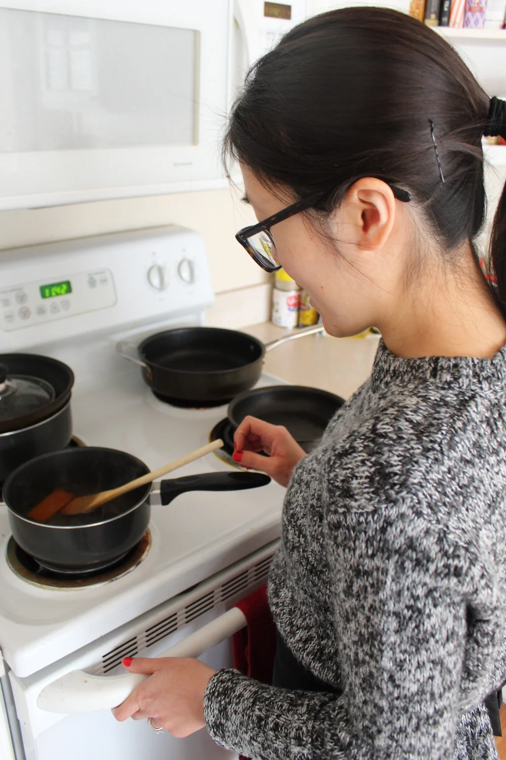 Making Tang Yuan with Mom Over FaceTime — COOKING WITH THE PAN