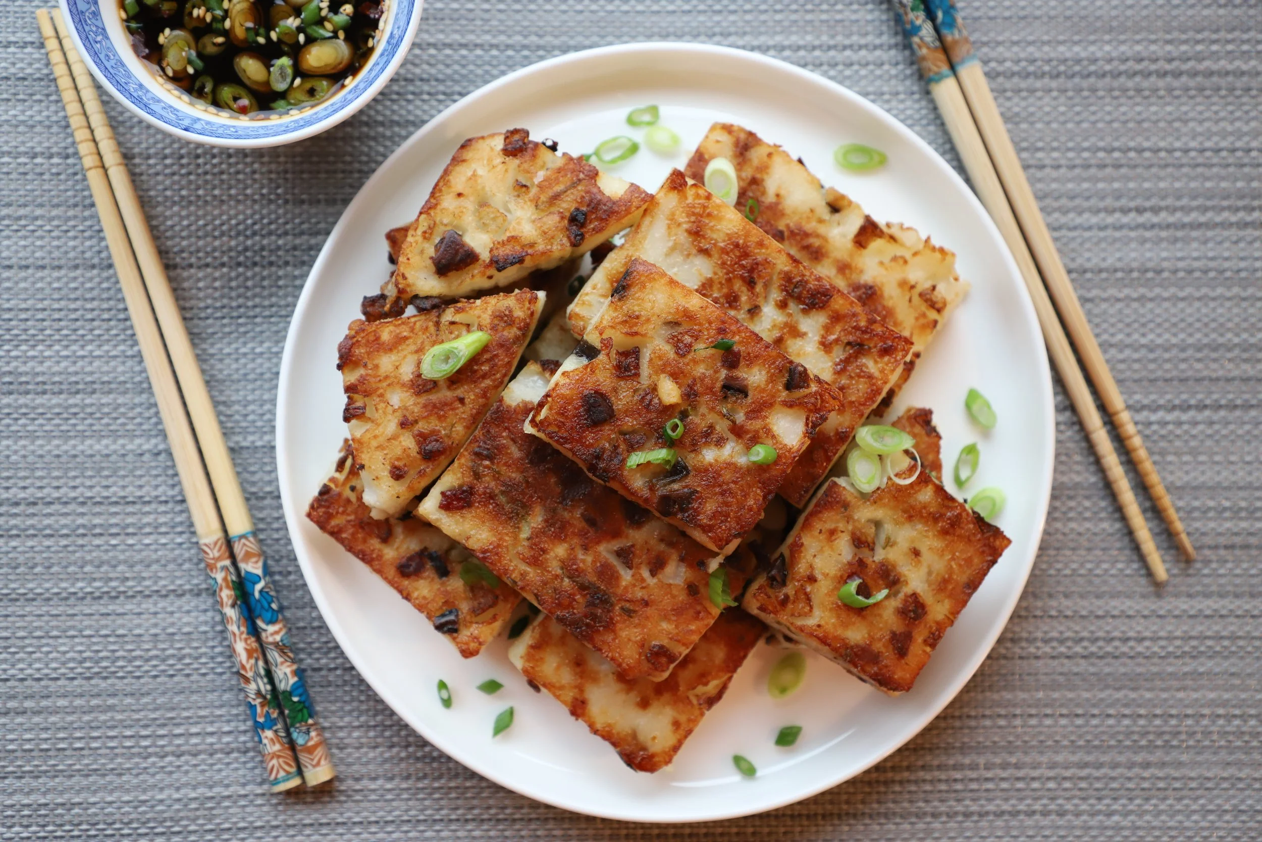 Preparing for Lunar New Year with Mom's Turnip Cakes — COOKING WITH THE PAN
