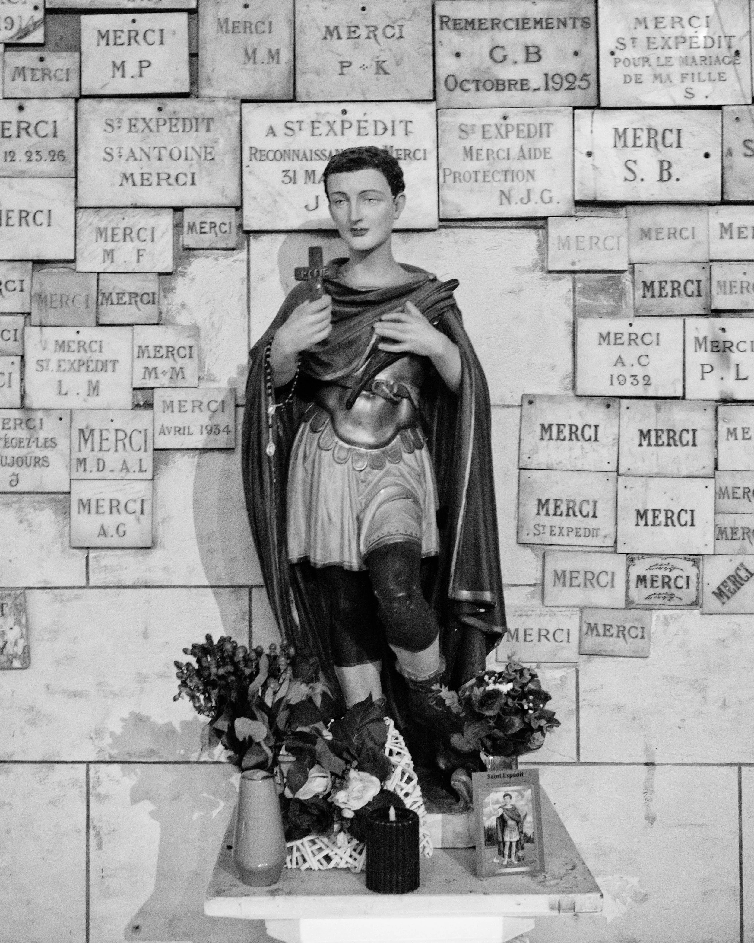 Saint Expédit: A Wall of Gratitude — CULTURE-LOVERS.EU