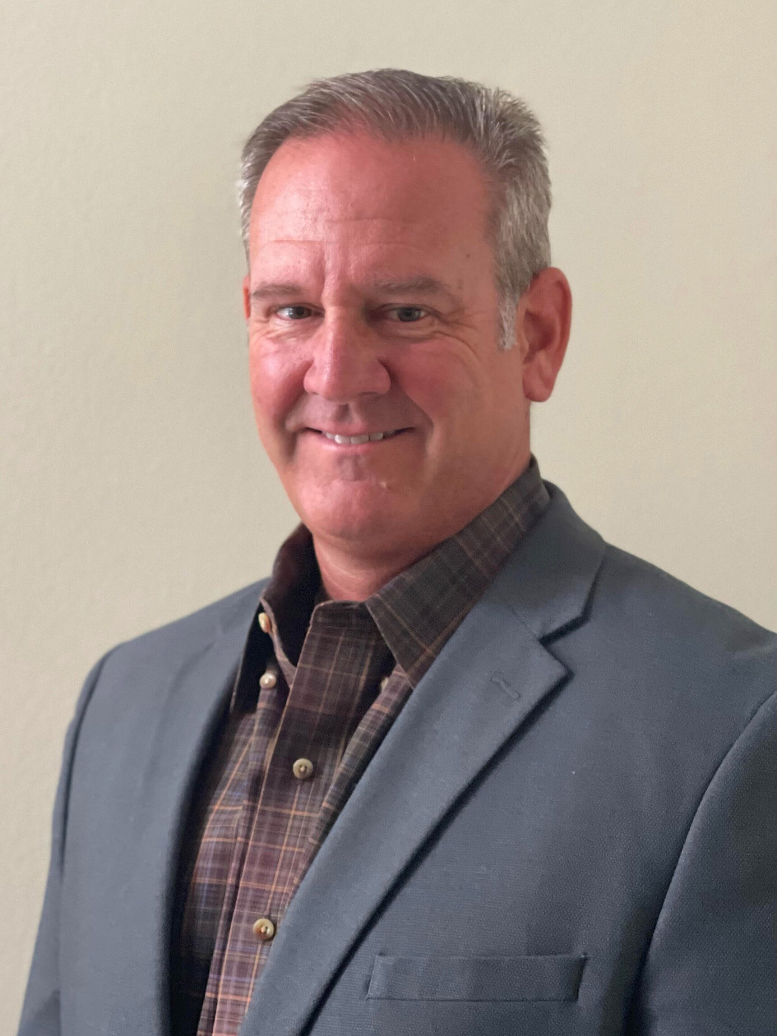 Professional Bio of Dirk Smith with Victory Strategies