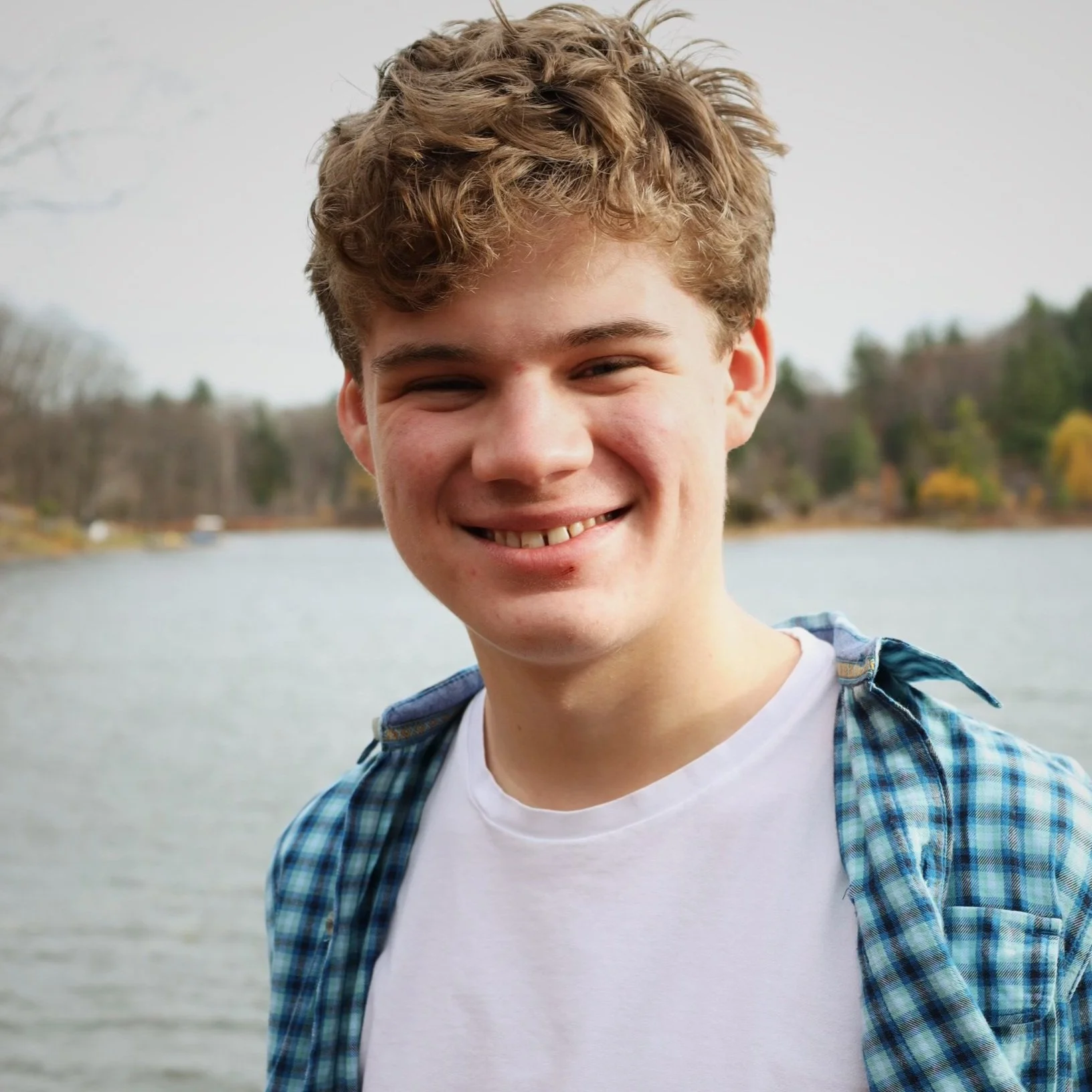 MEET THE MEMBERS — Amazin' Blue