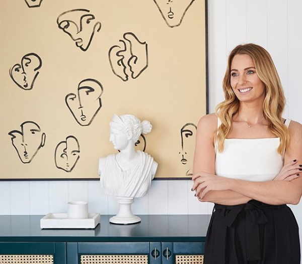 Face Of The Parlour Room Jan 2020: Natalie Papadopoulos - Tpr