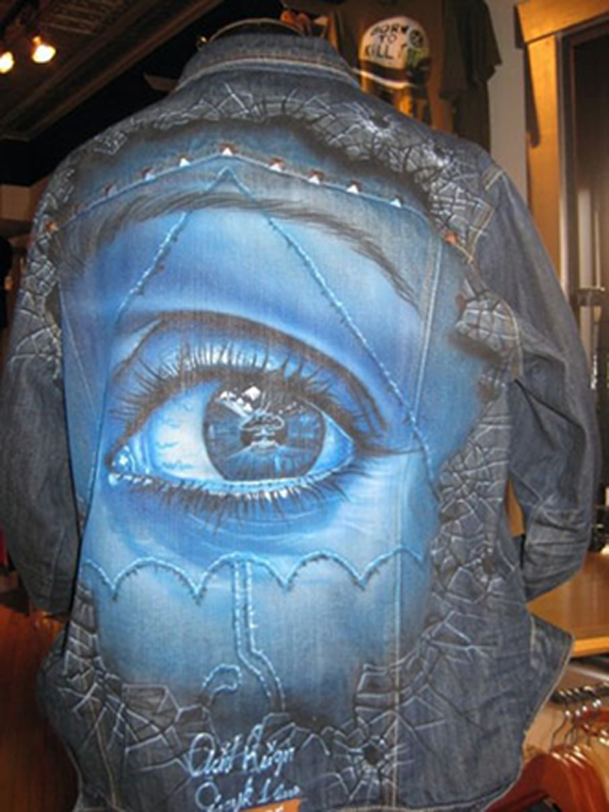 Apparel — CHRIS SAVIDO