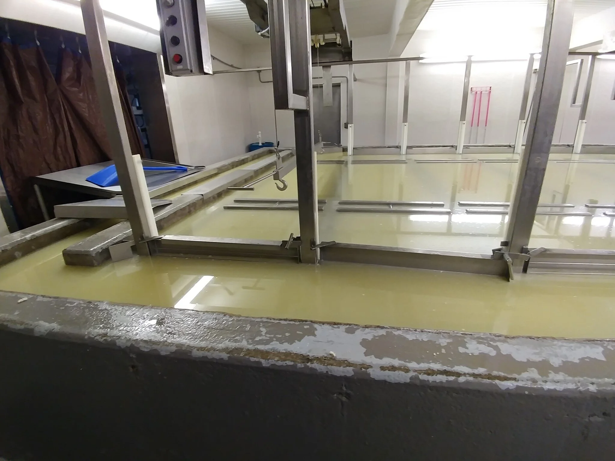 Concrete brine pit gets an update. — Fiberglass Solutions
