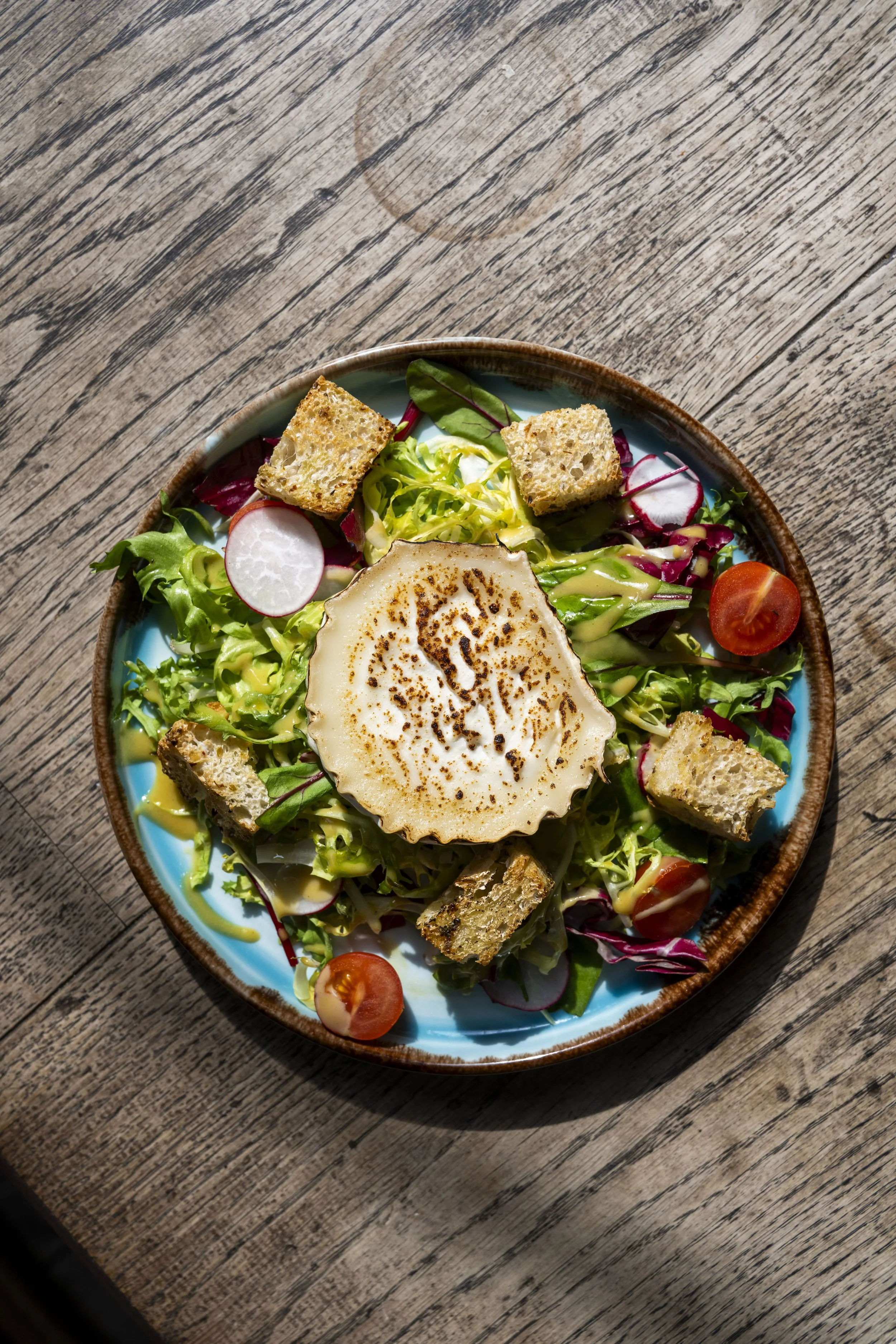 Eat - Mediterranean-inspired dishes, small plates, pizza - London — FARE