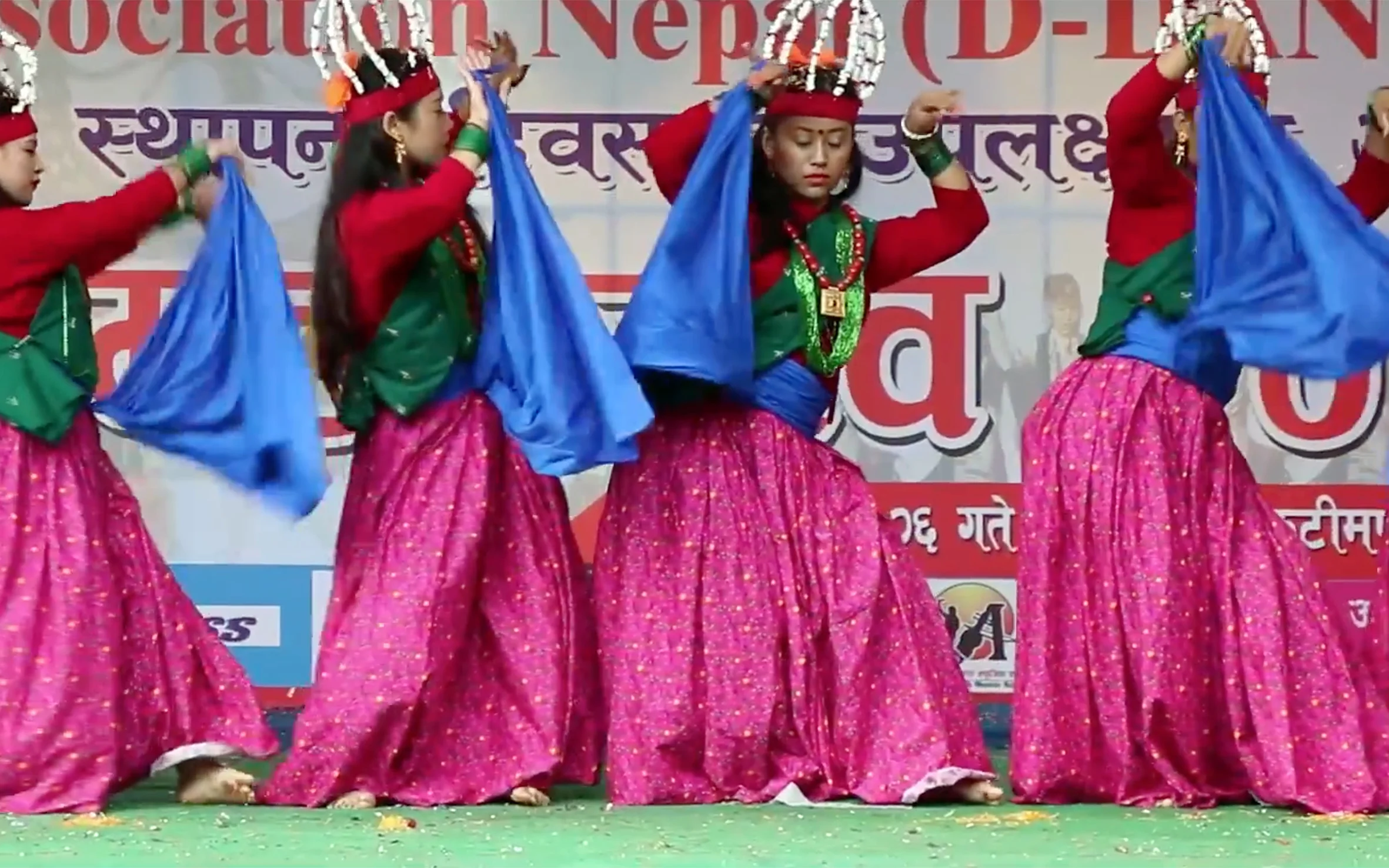 Dance Style - Gg — Universal Tongue