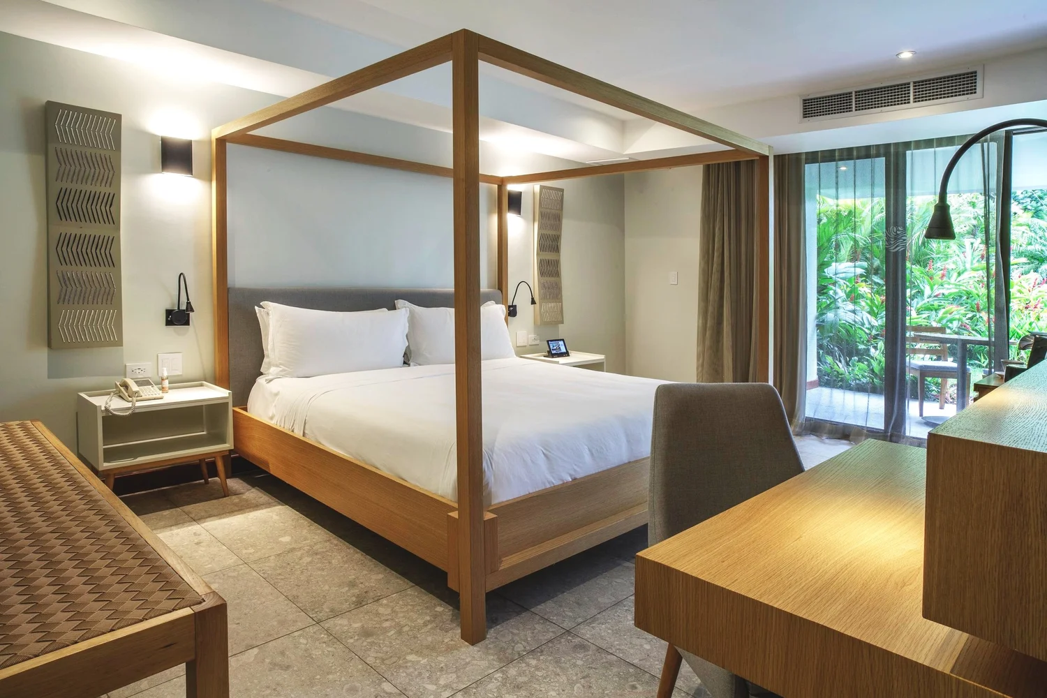 Plateau International — Tabacón Thermal Resort and Spa