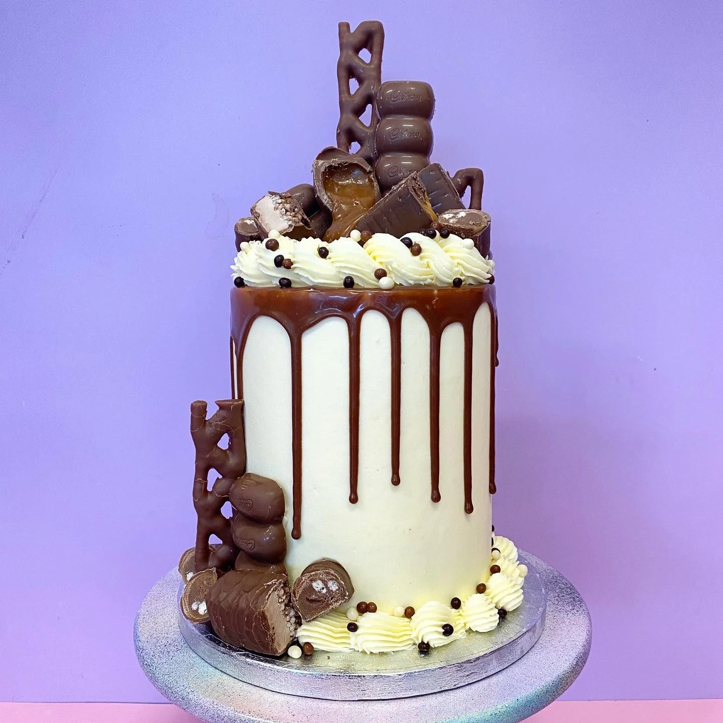 Shop fun cakes — OH MY CAKERY