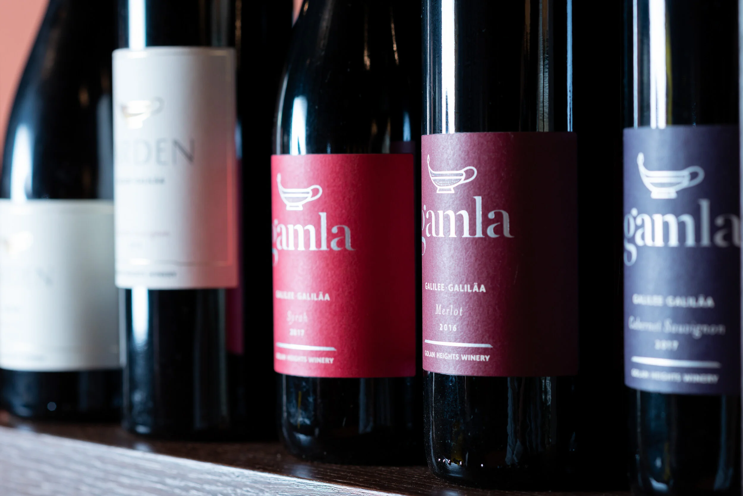 SCHMOCK Bar & Restaurant