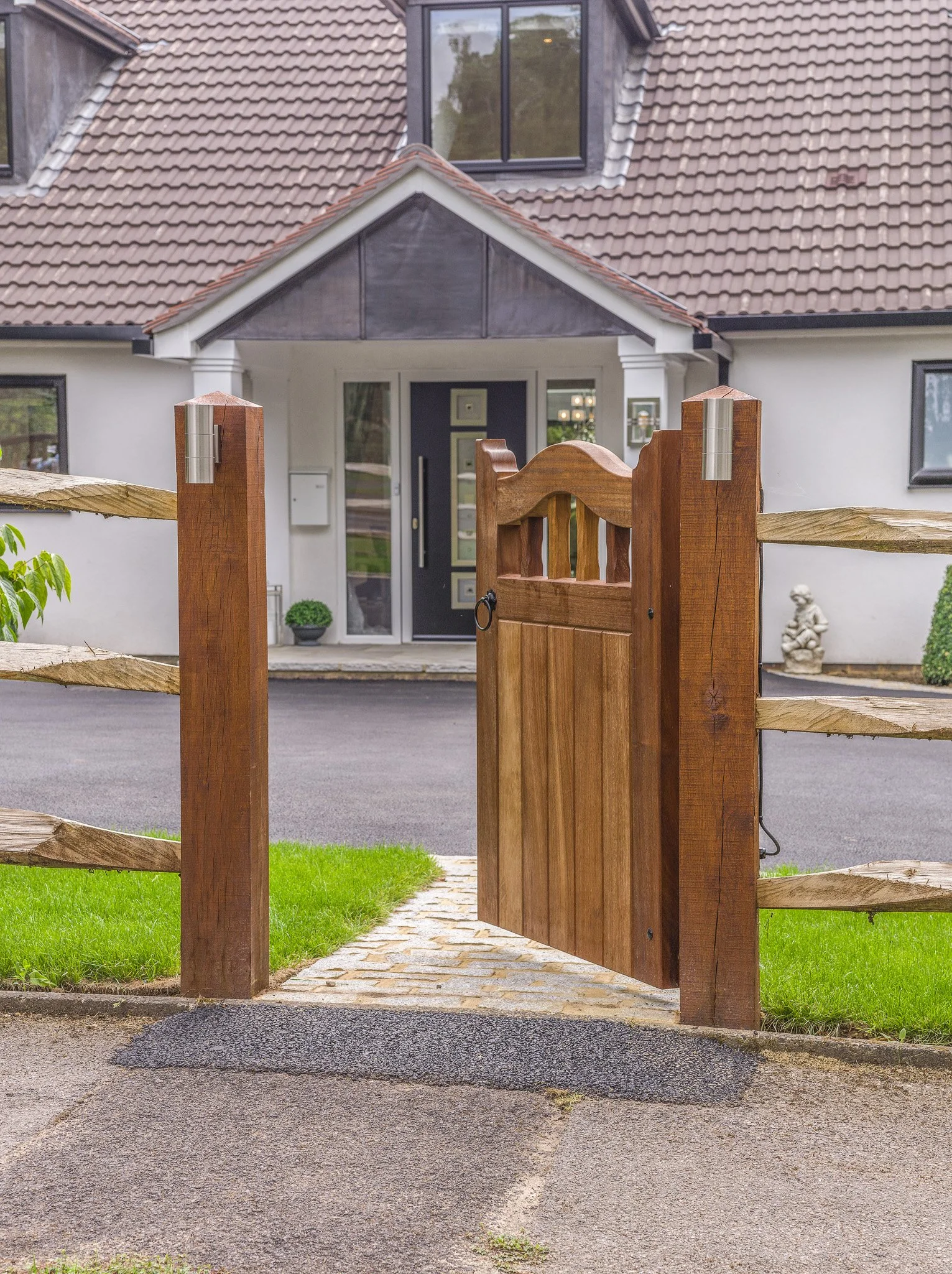 Fencing Boundary Walls & gate installation — Valley Projects