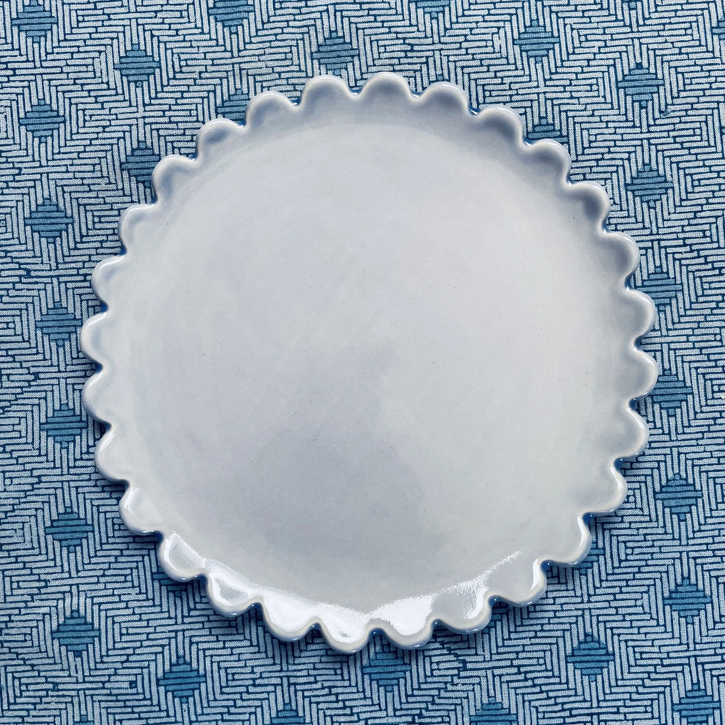 Daisy Scallop Edge Side Plate — KCHossack Pottery