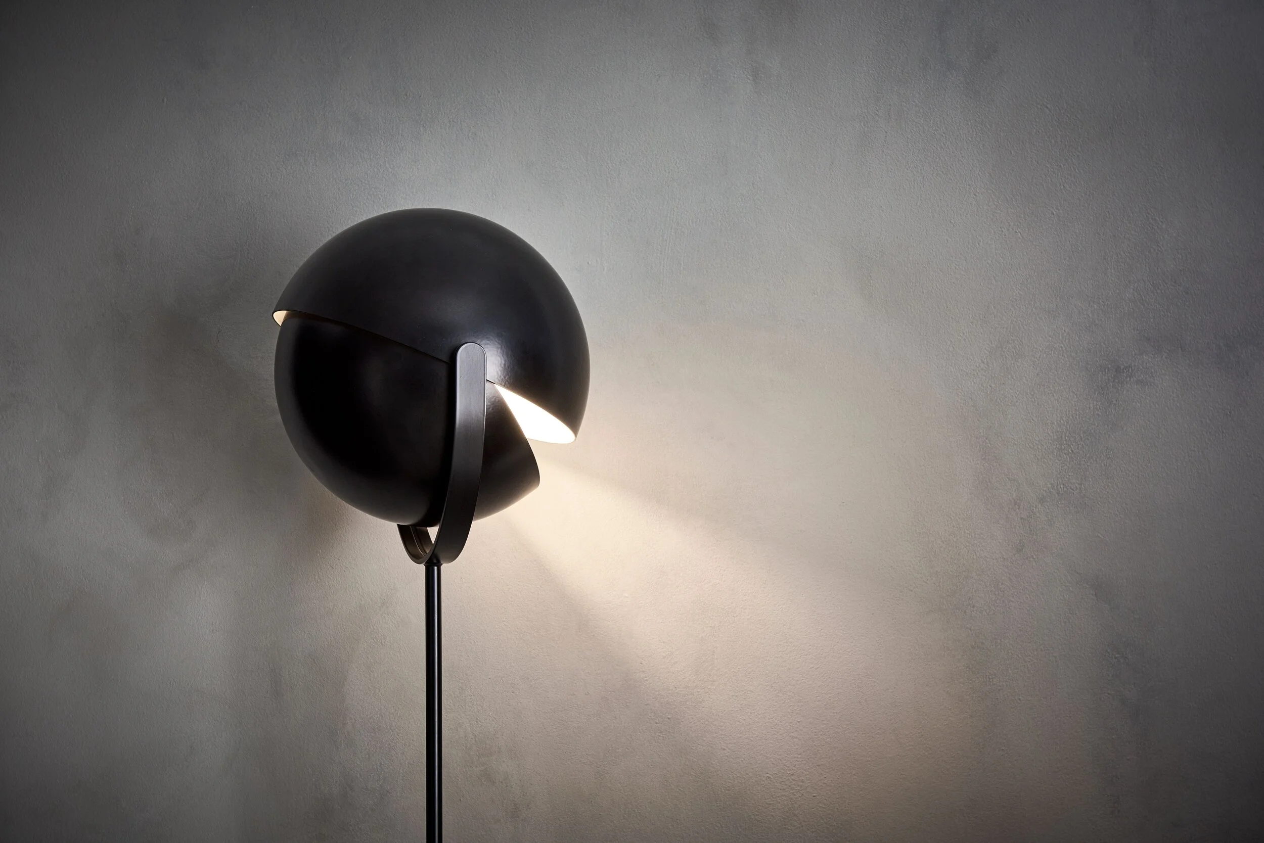 FLOOR LIGHTING — Pleasure by Ann. DESIGN STORE