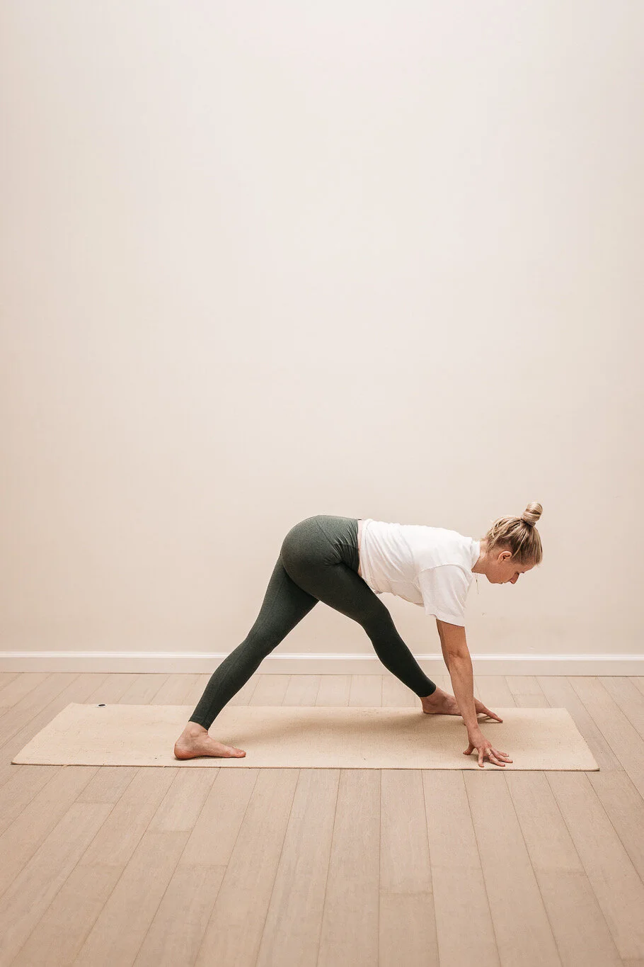 Richard Rosen's Asana Breakdown: Scissor Pose — NEST YOGA