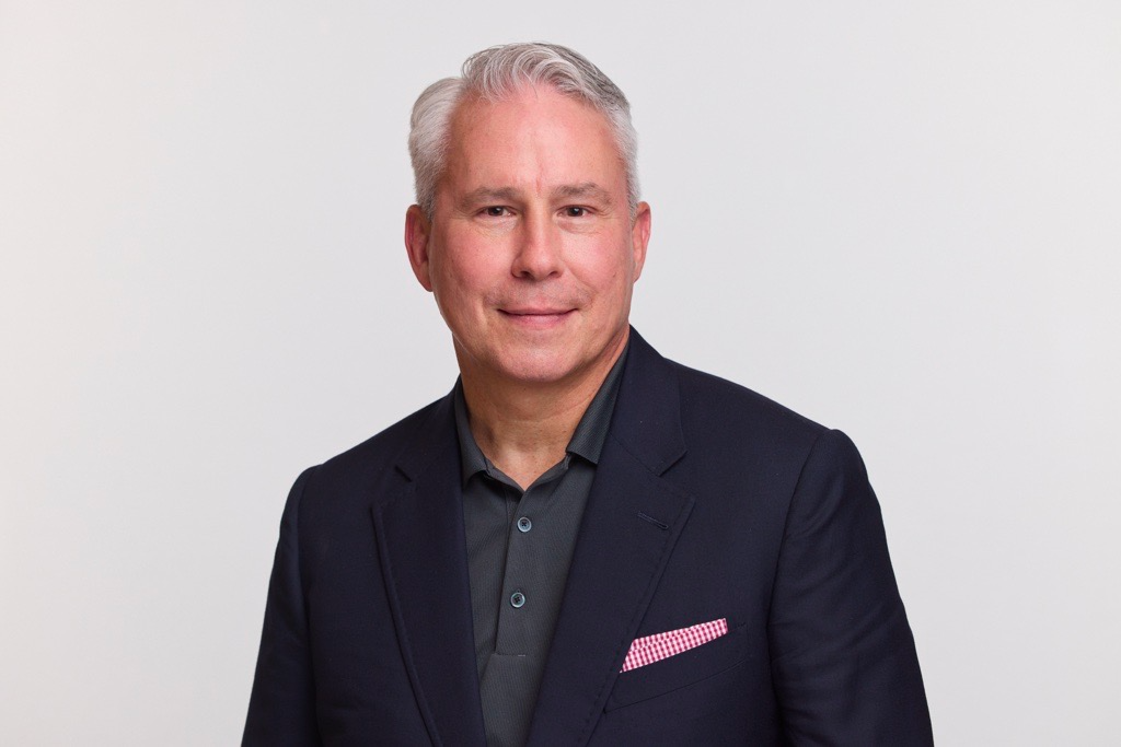 Remember Who You Serve: Interview with Kyndryl Executive Michael Bradshaw — Adam Mendler in the ...