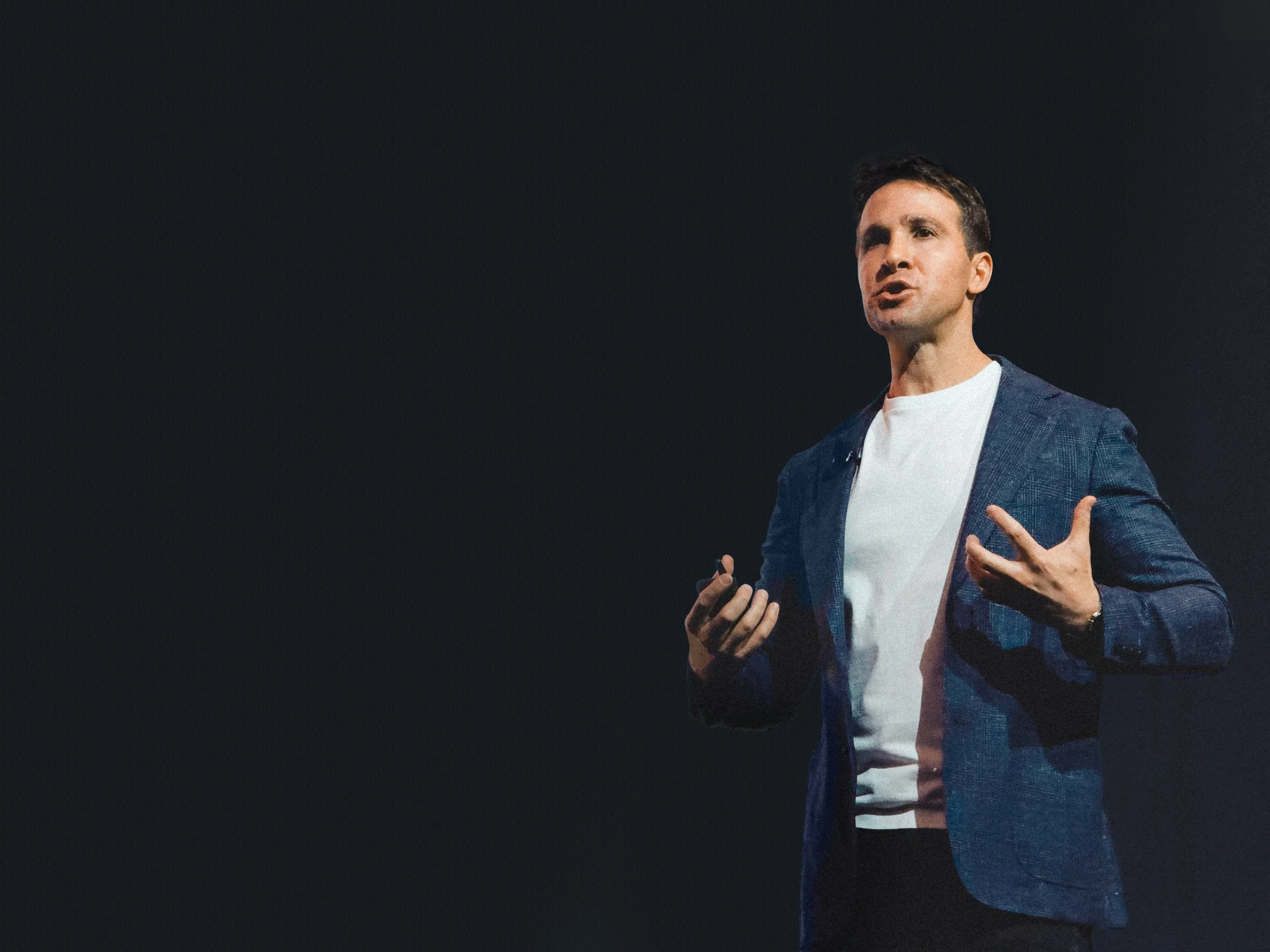 Top Keynote and Expert Workshop Speaker in Los Angeles — Adam Mendler