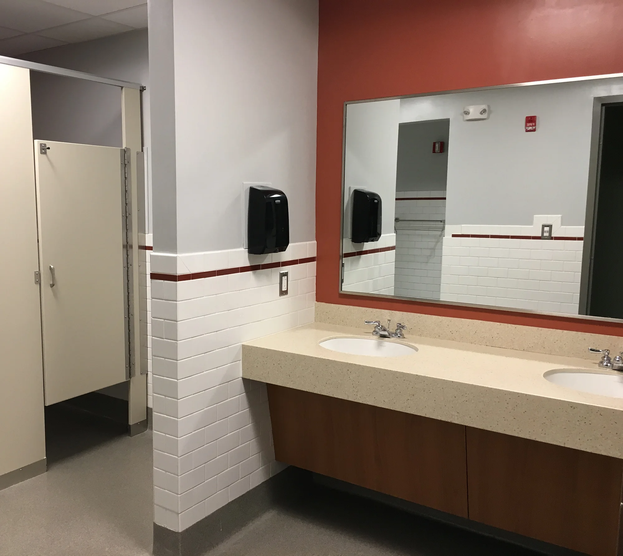 Corporate Break Room & Locker Rooms — Ed Wojcik Architect Ltd.