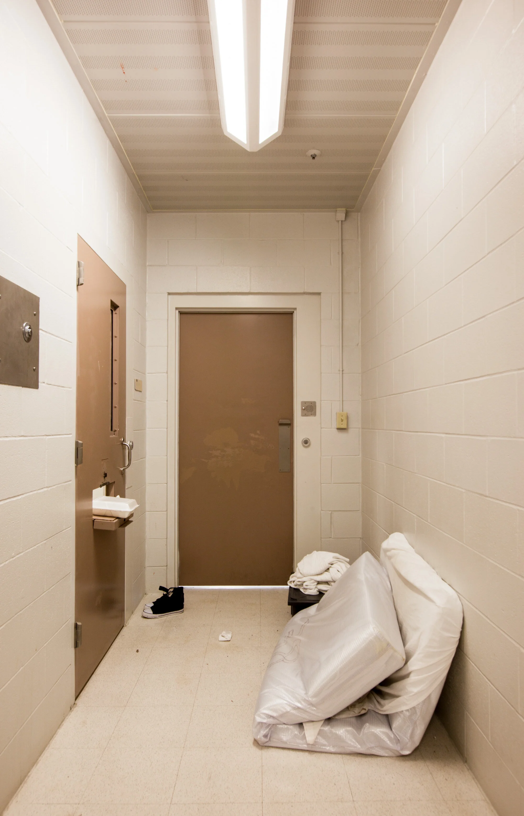 Juvenile-in-Justice — Richard Ross