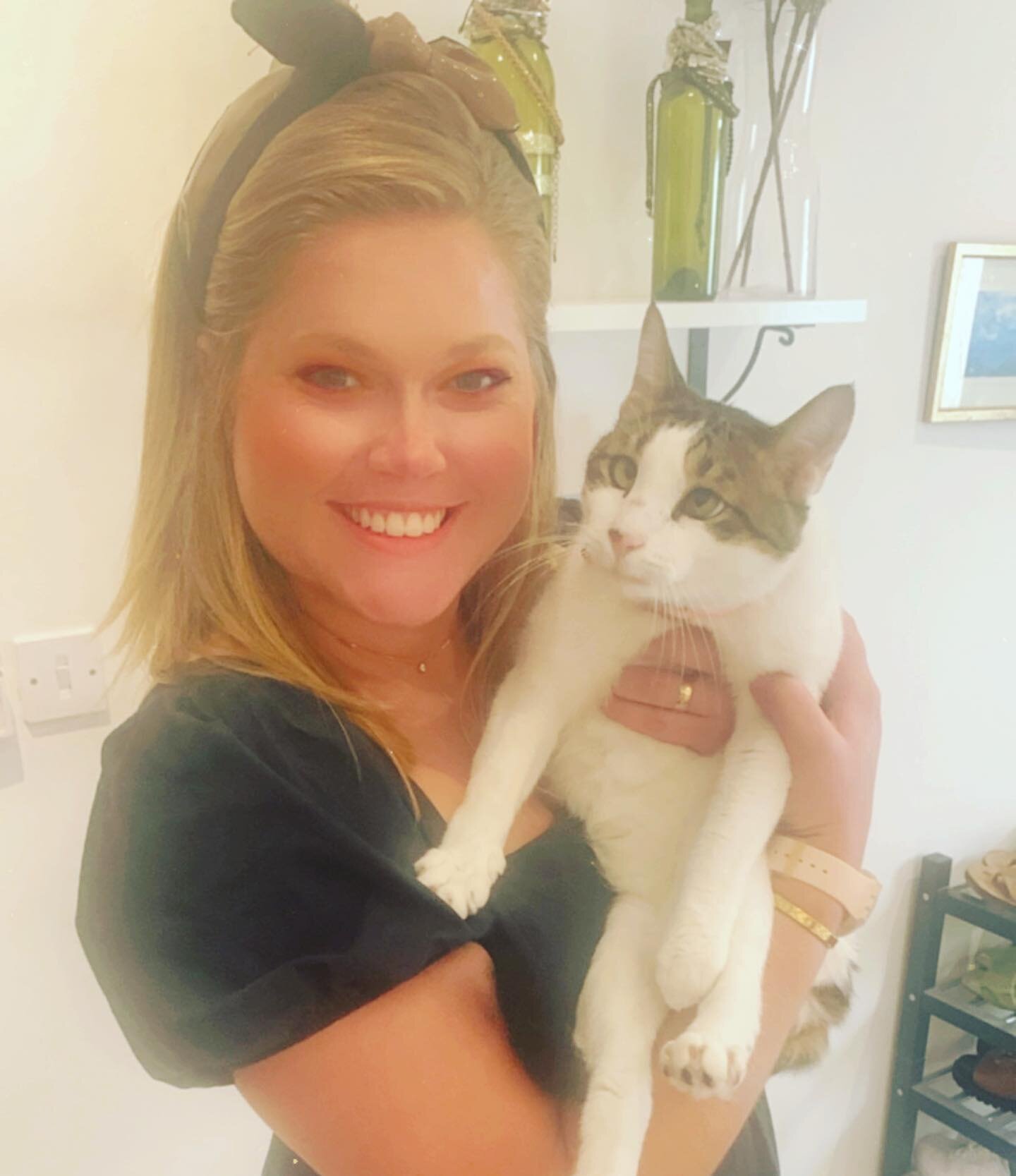 ABOUT — Leah Harding