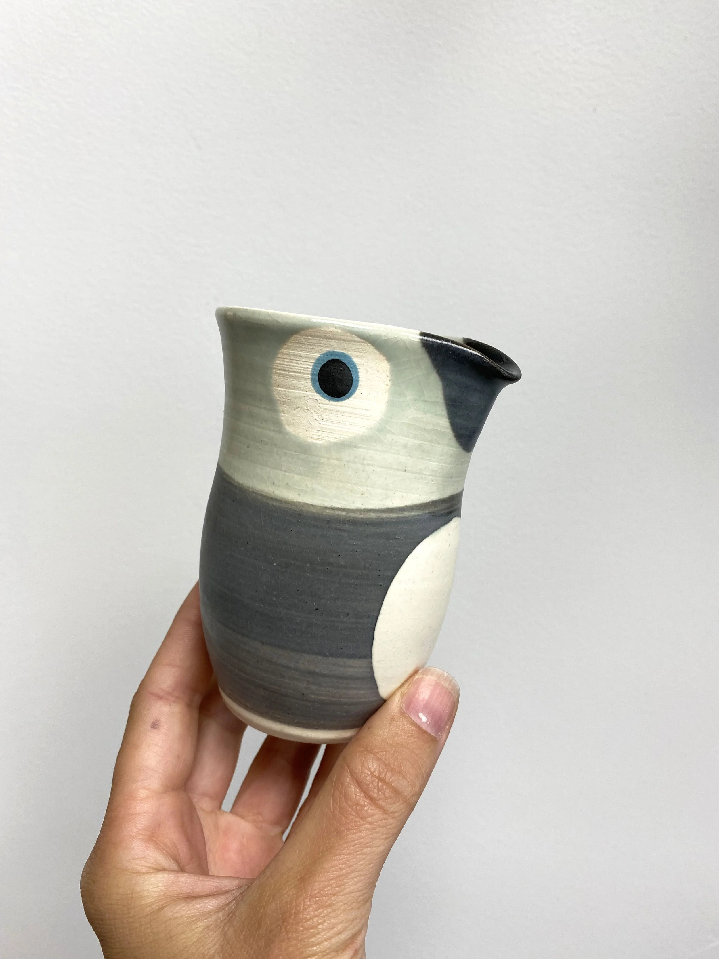 Toutouwai South Island Robin Jug (2 sizes) — Frank's Corner