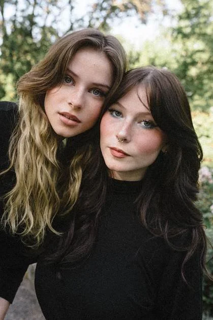 Shows — The Bur Oak