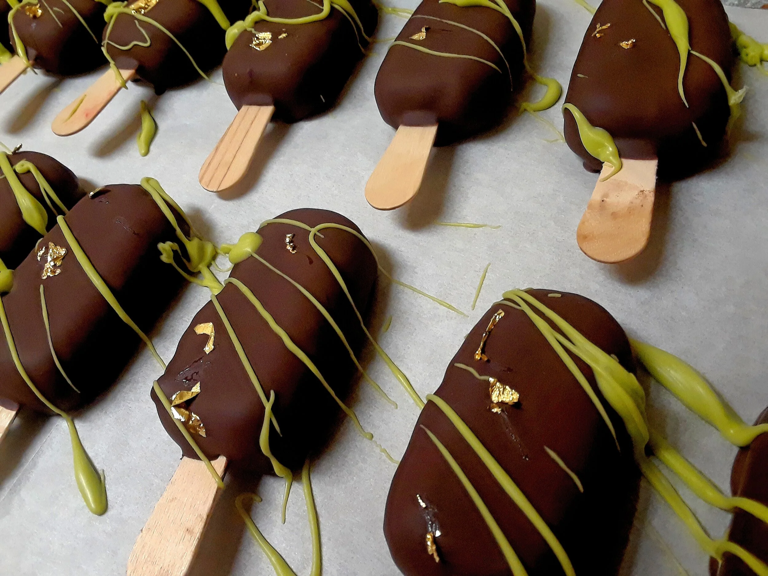 Cakesicles — Cotton's Gourmet Gifts & Creations, LLC