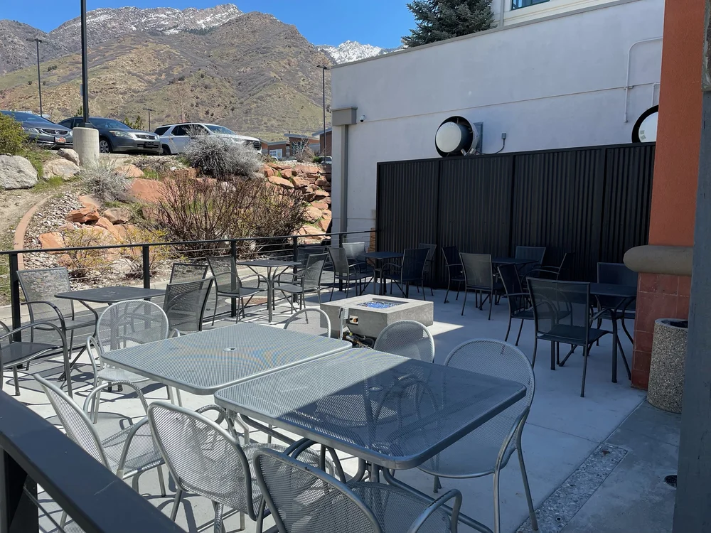 Elixir Lounge Bar and Grill