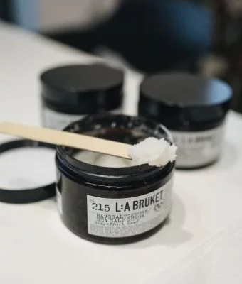 How to create your own line of beauty products with private labelling