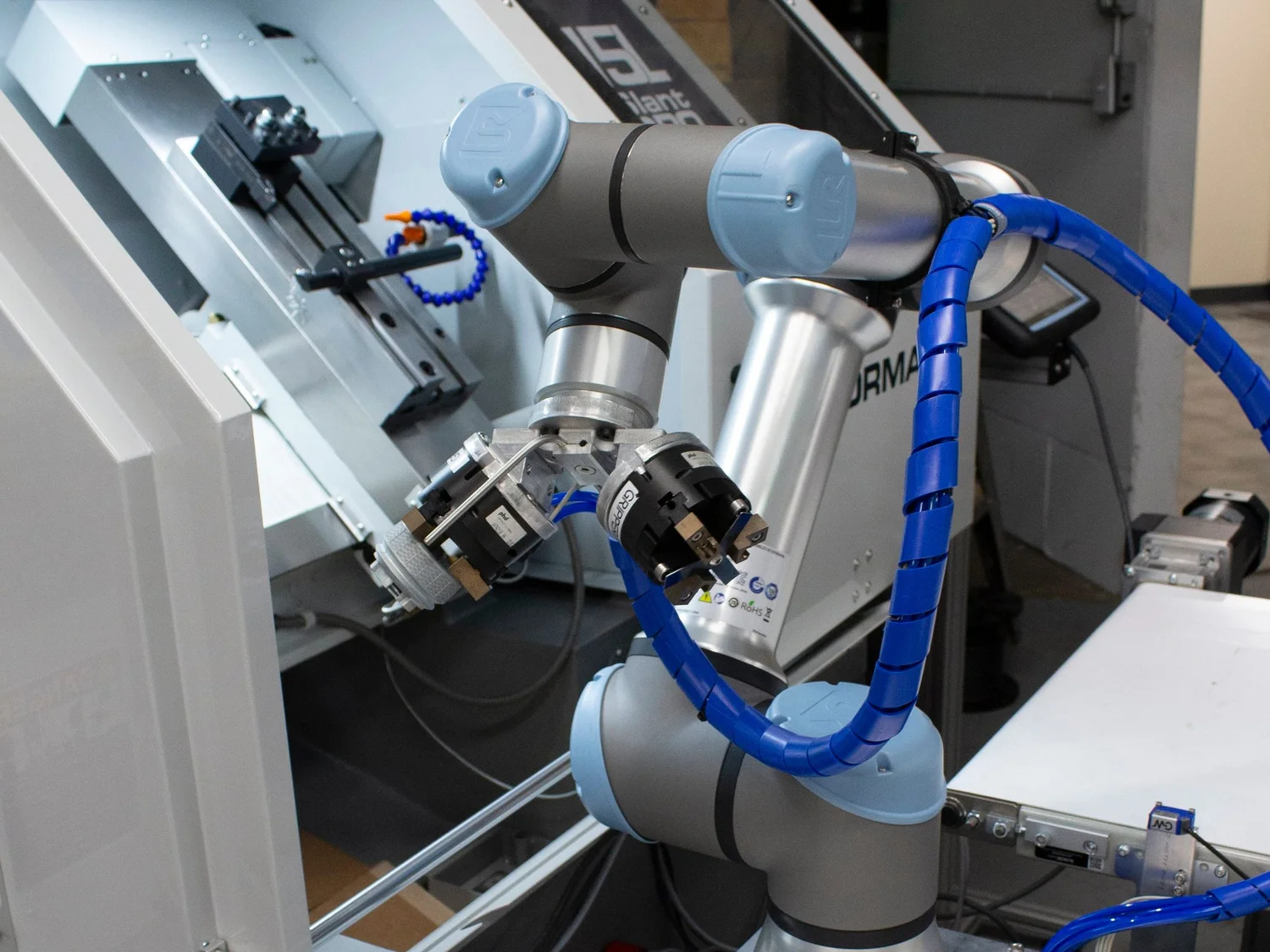 CS-Cobot Tormach — Design with us
