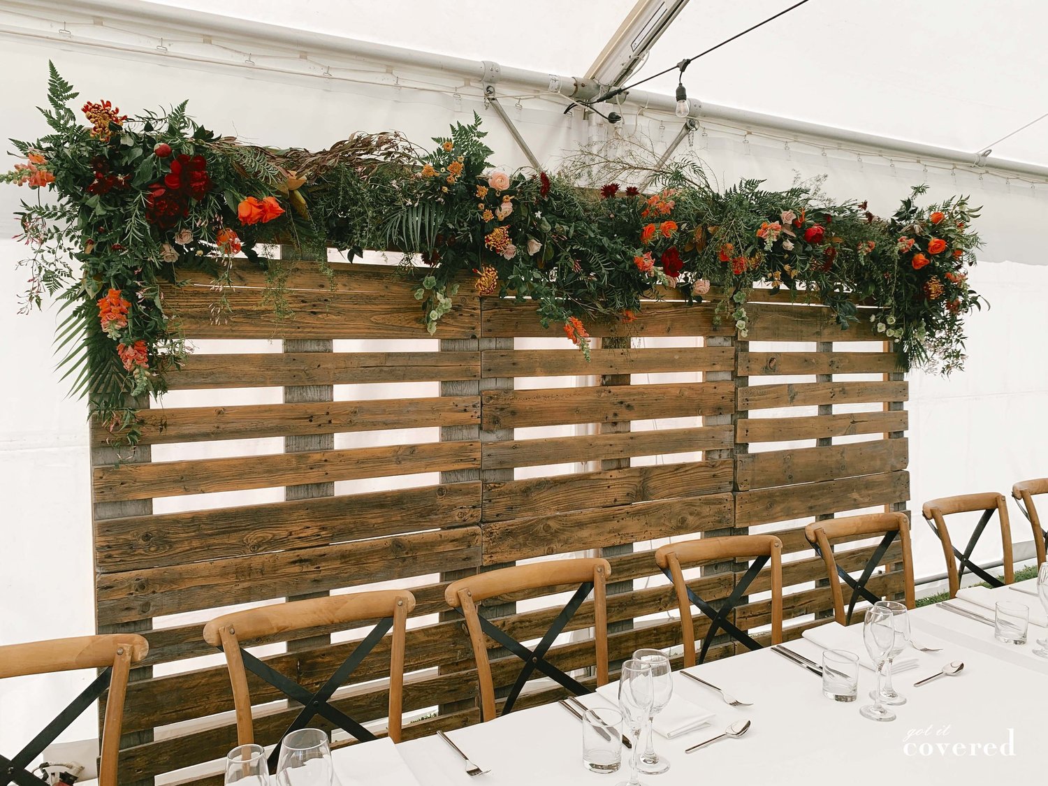 Wedding pallet backdrop 60 photos - Astyledwedding.com