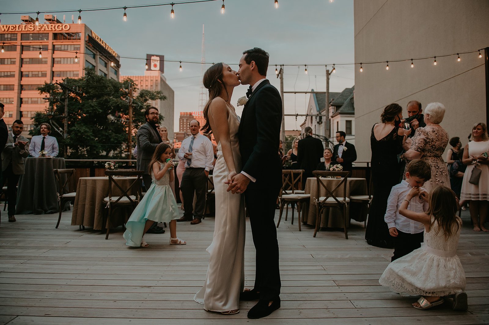 Ultimate Guide to Wedding Lighting! — St. James 1868