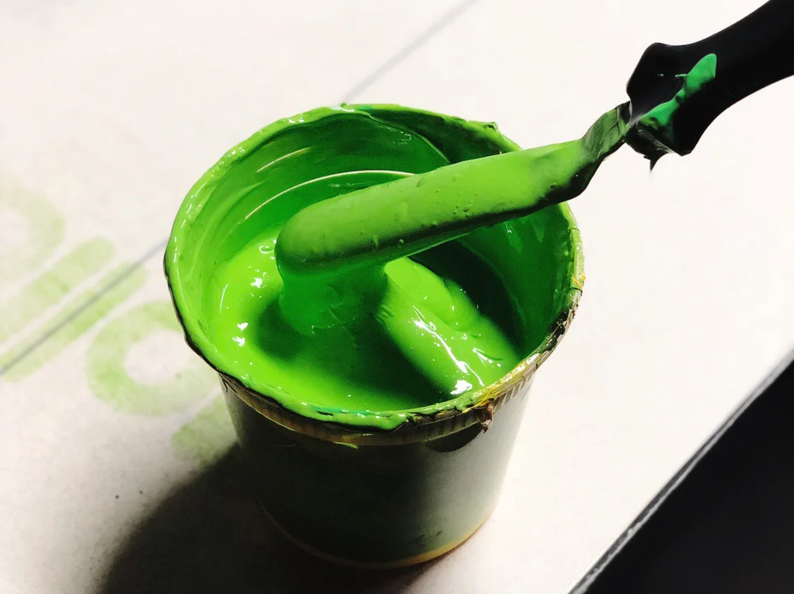 How does screen printing work? — APDAT Print Co.