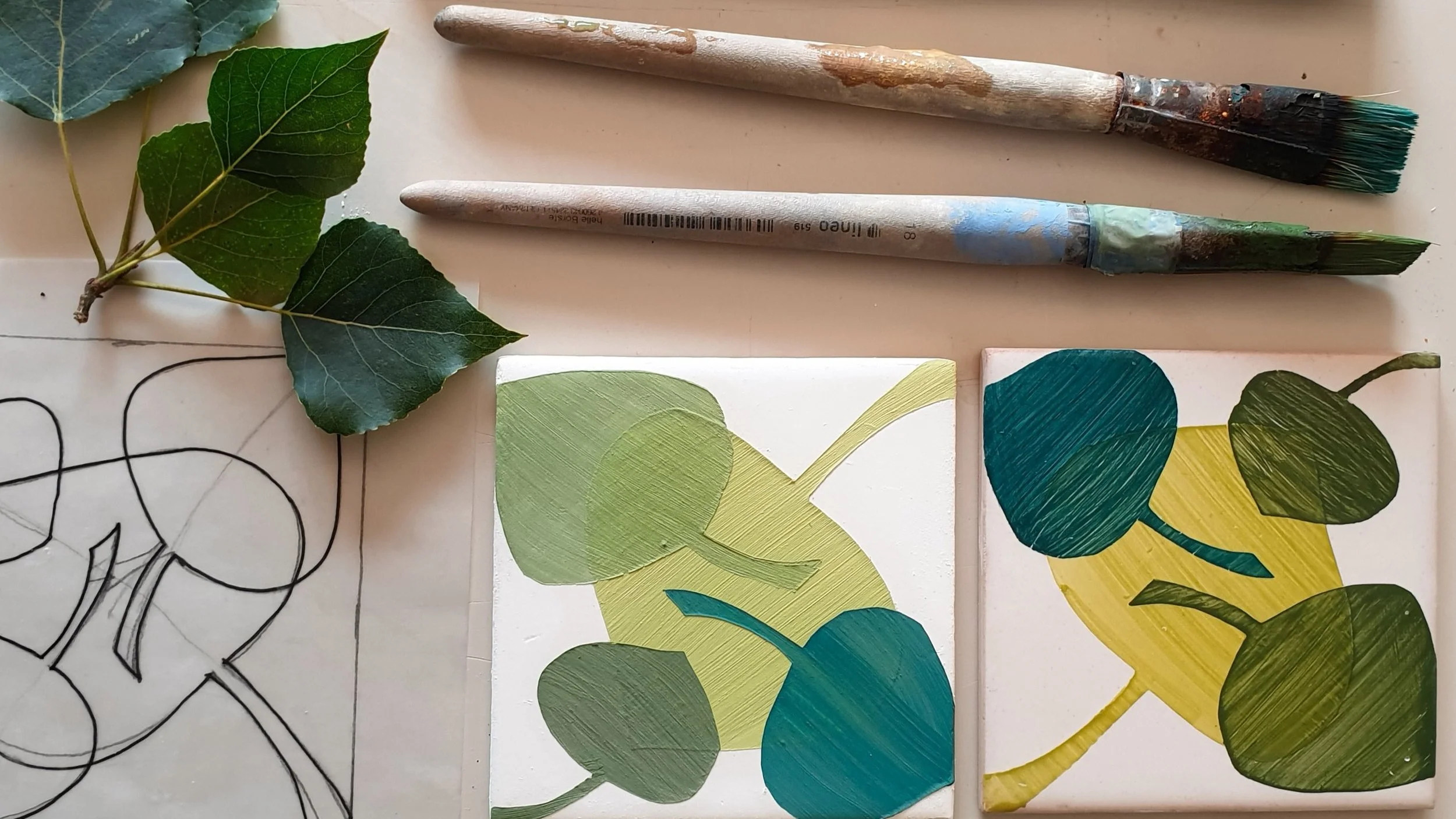 Técnicas Criativas de Azulejos em Cerâmica - Estampilha | Corda Seca ...