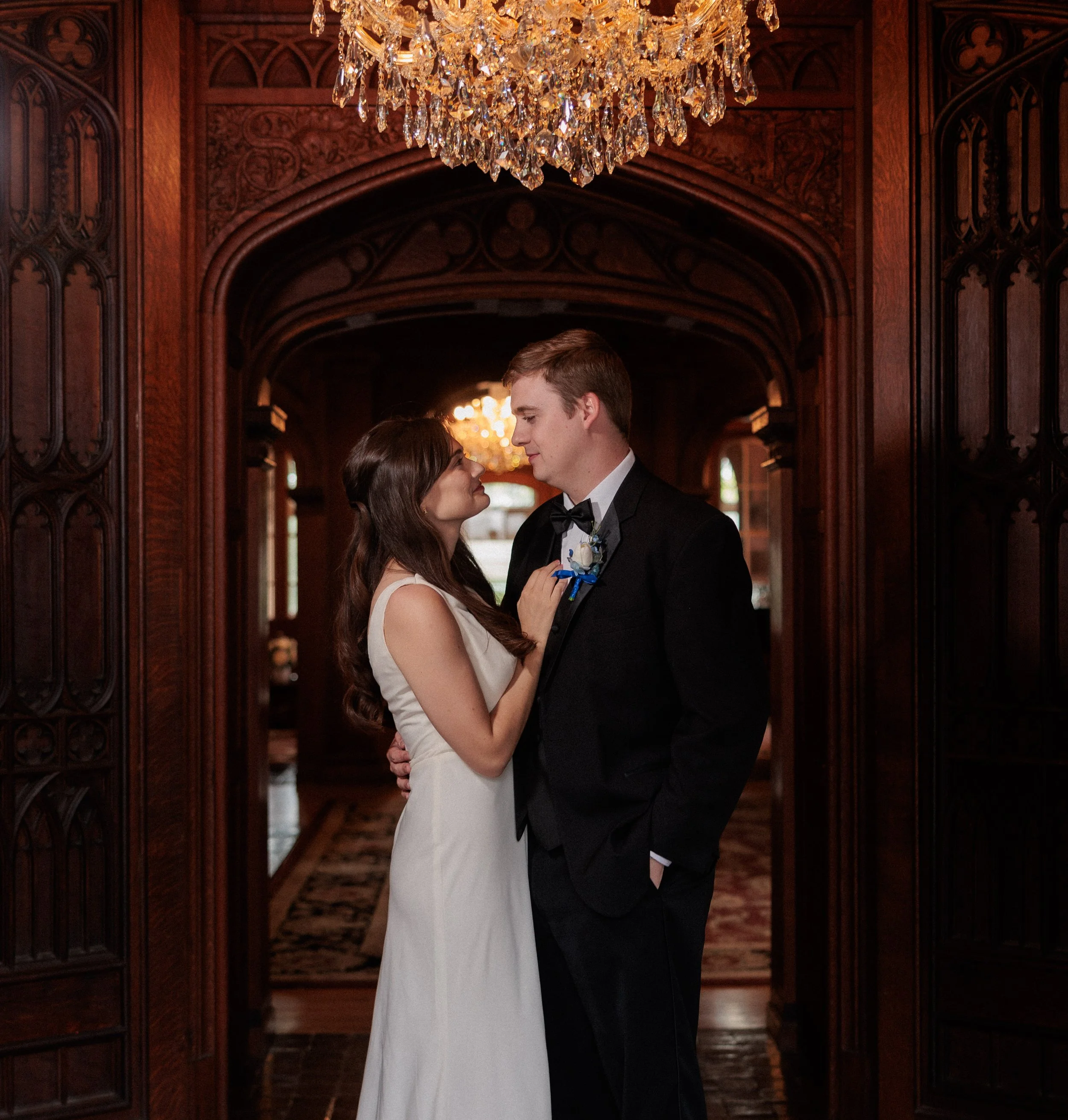 Alexis And John's Springtime Wedding At Searles Castle — Jimmy Gray Photo