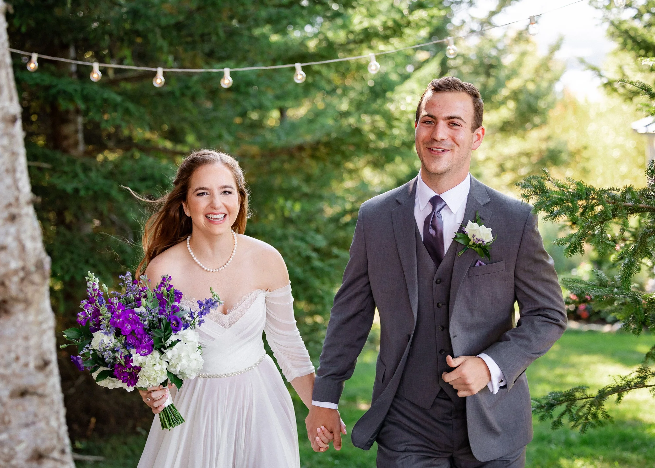 Sara & Eric's Fall Wedding at the Lakeview Inn in Wolfeboro, NH Photos ...
