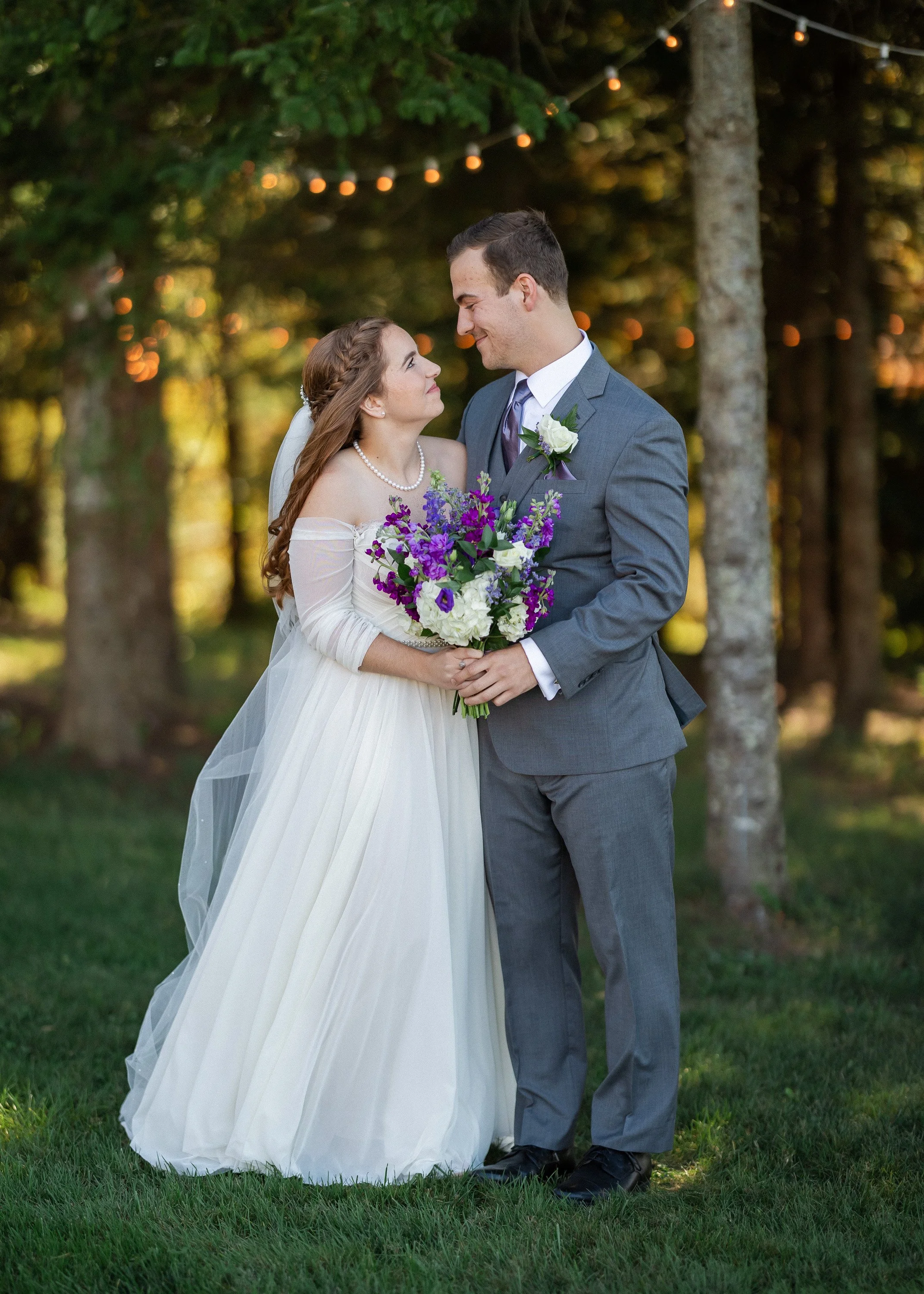 Sara & Eric's Fall Wedding at the Lakeview Inn in Wolfeboro, NH Photos ...