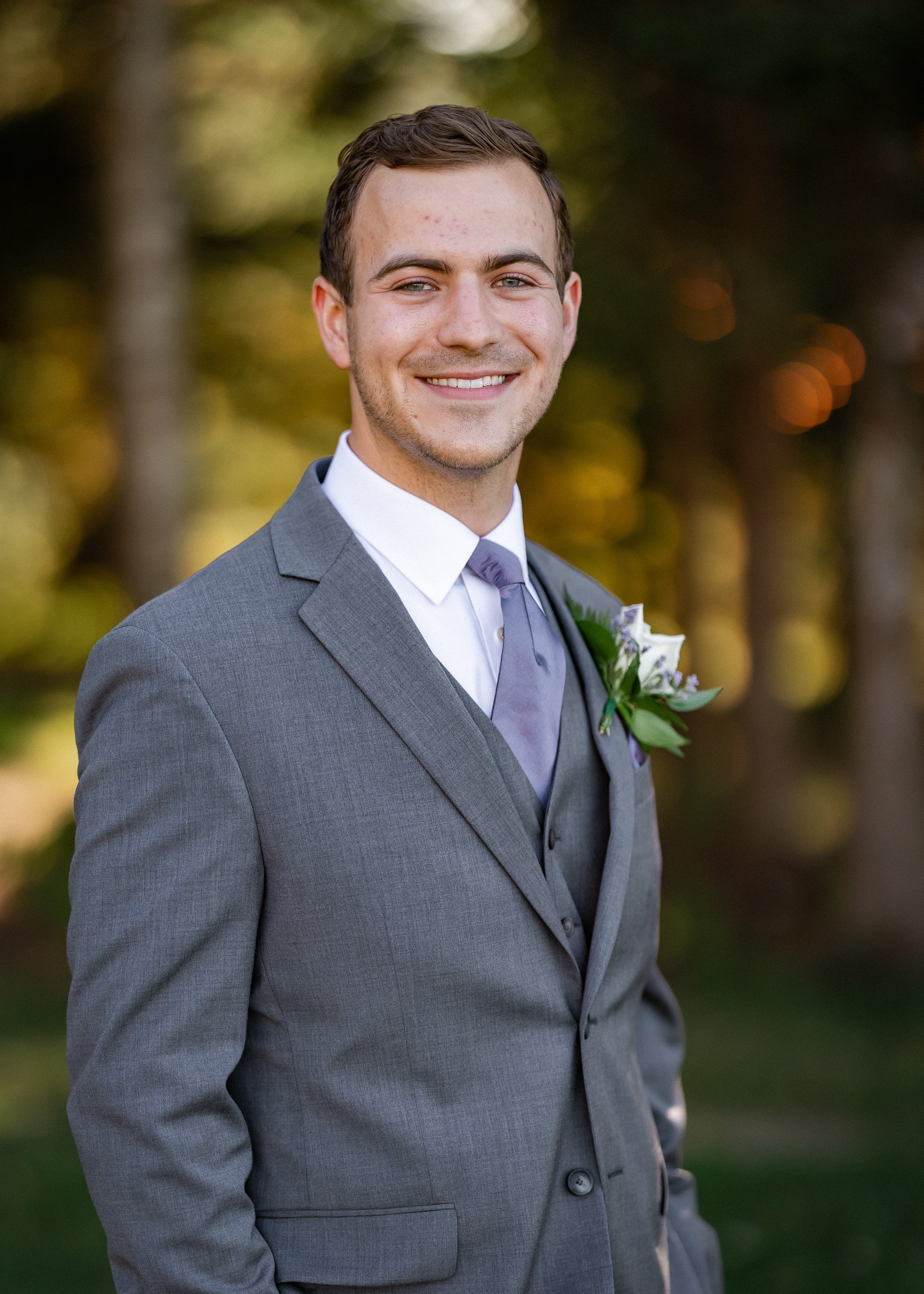 Sara & Eric's Fall Wedding at the Lakeview Inn in Wolfeboro, NH Photos ...