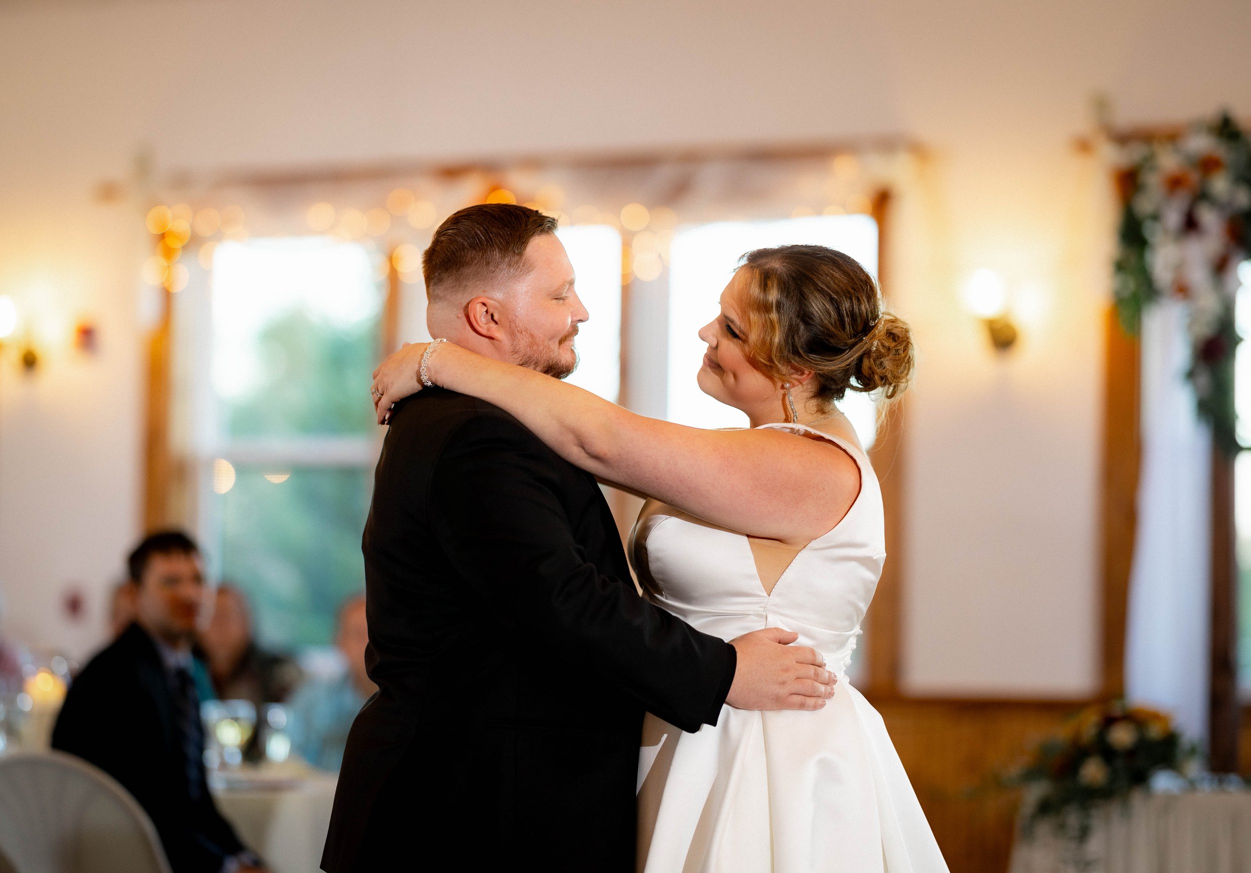 Max & Lexy's Fall Wedding at Spring Hill in South Berwick, ME Photos ...