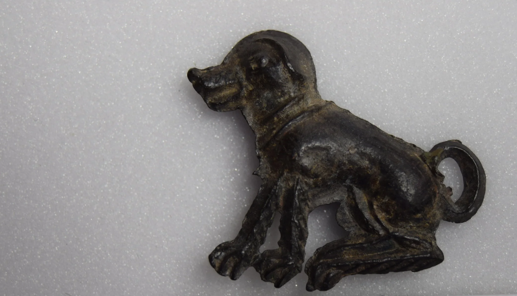Is the dog man's best friend or his loyal retainer? — Medieval Badges