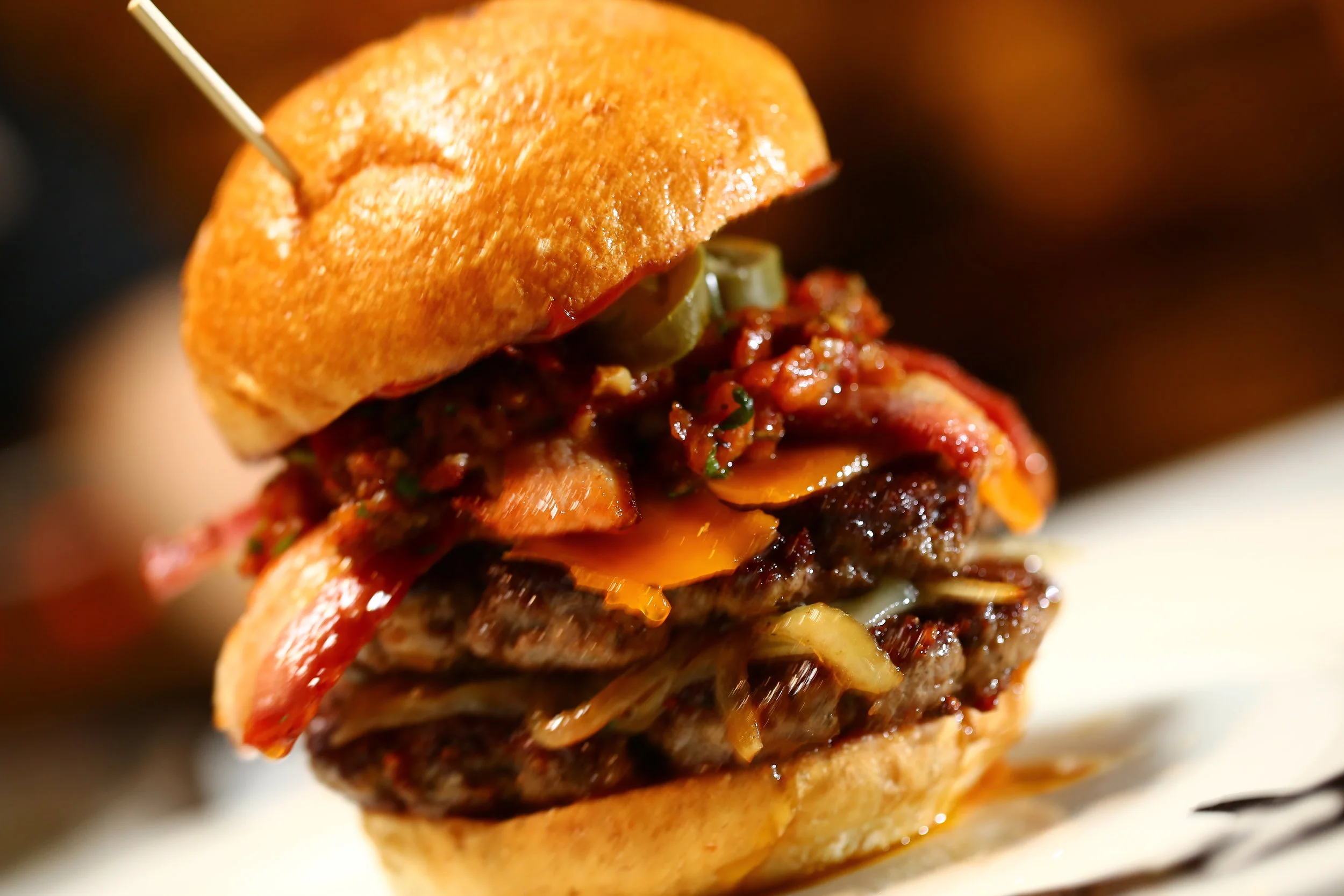 Gate 54 Airport - English — QDC BURGER